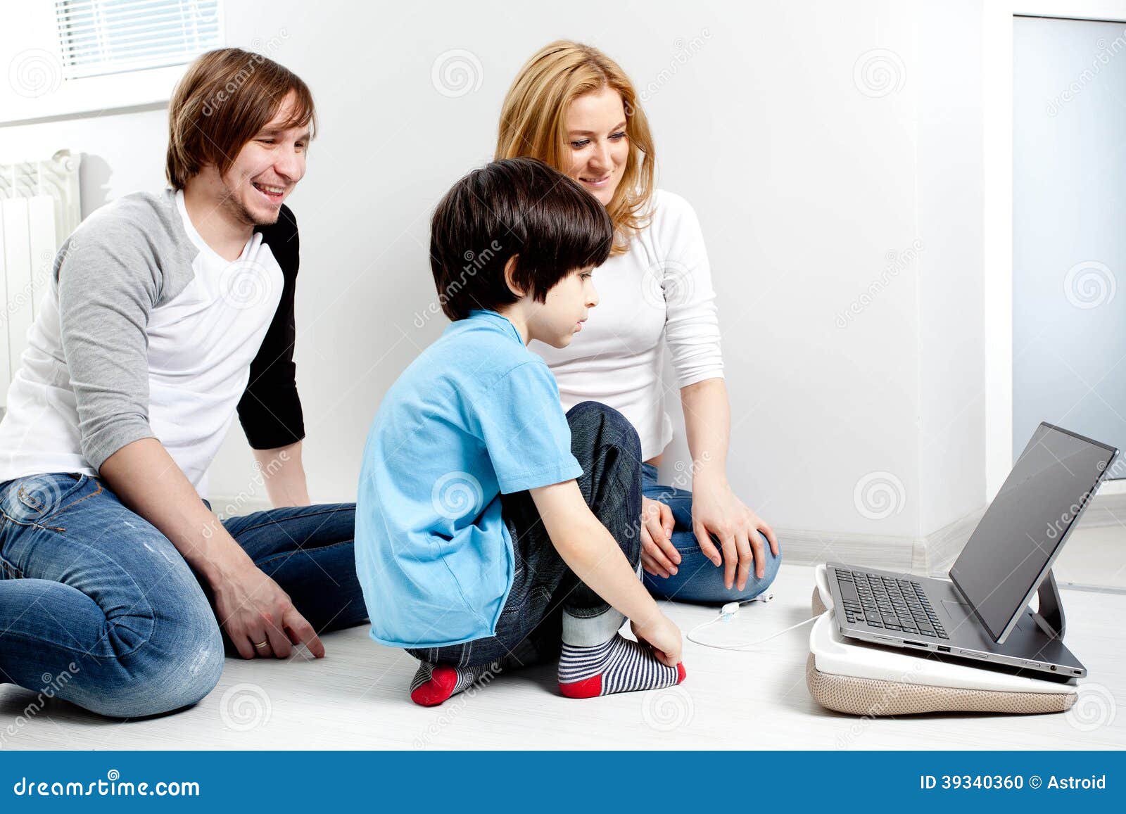 Young parents with child stock photo. Image of thirties - 39340360