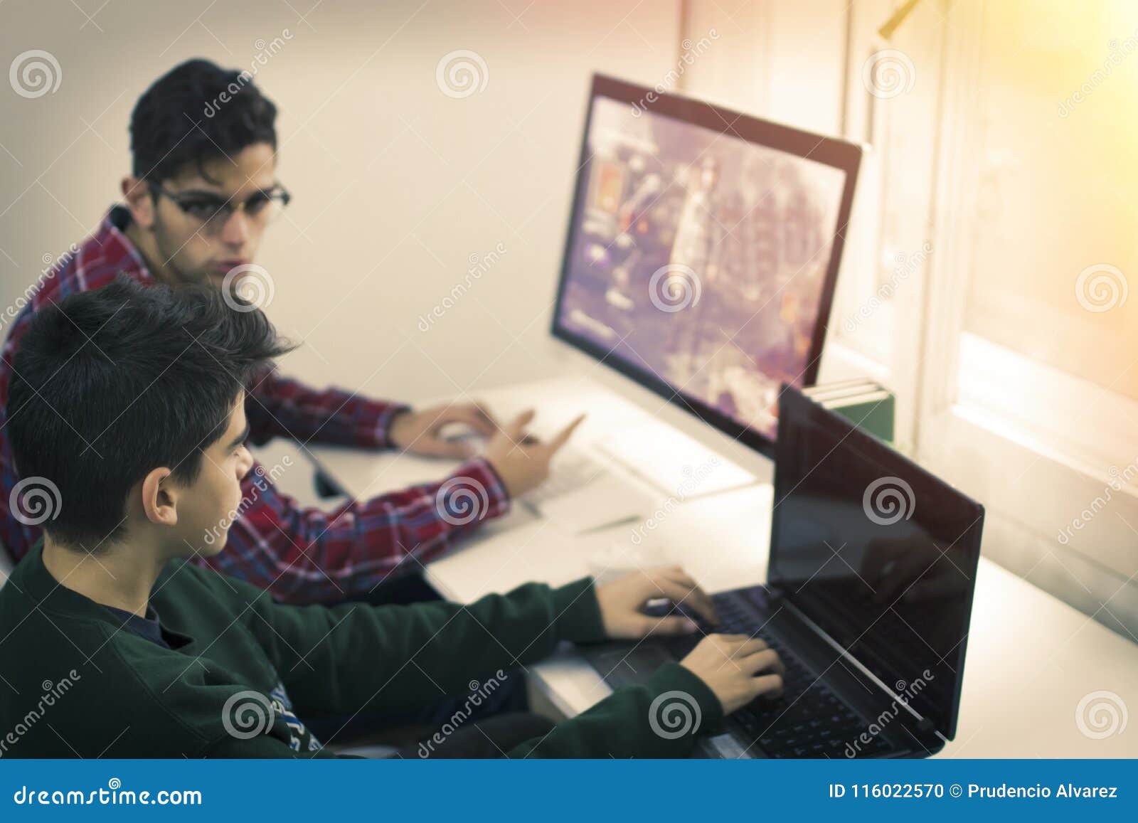 Young People with the Computer Stock Photo - Image of networks, search ...