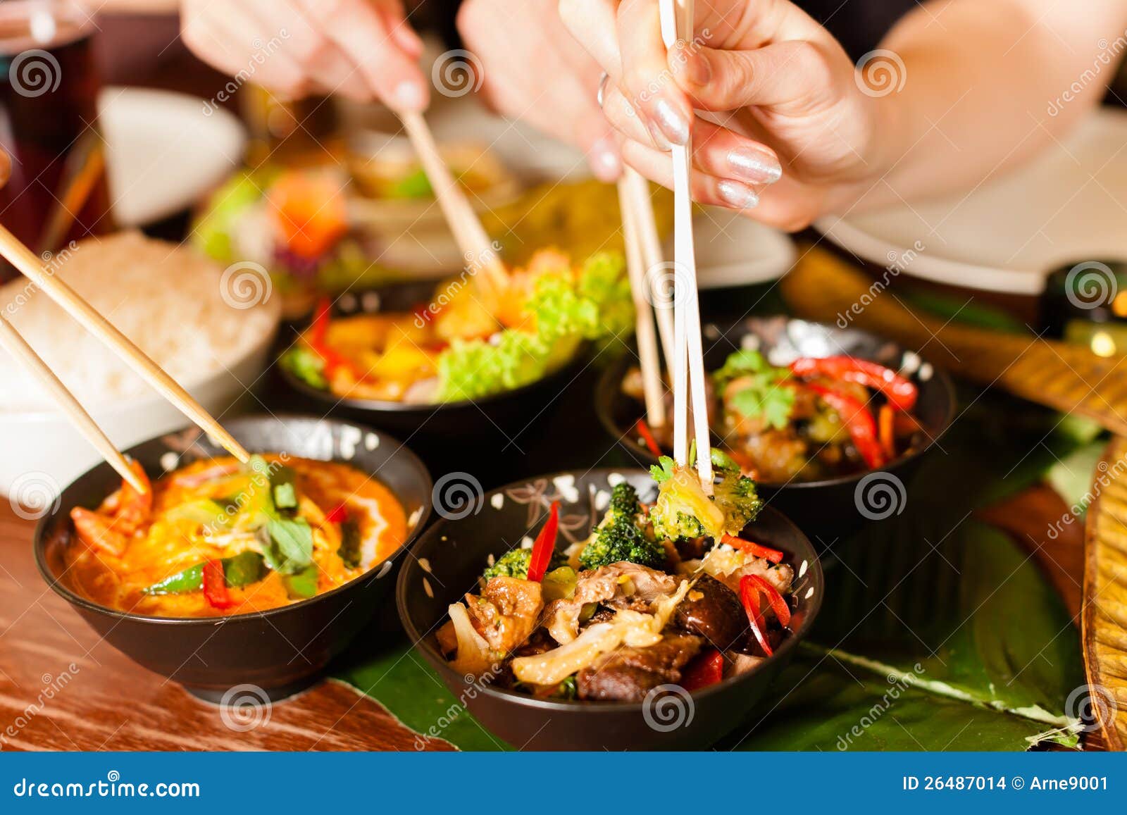 Pad Thai, Thai Food Stir Fry Noodles With Shrimp Royalty-Free Stock ...