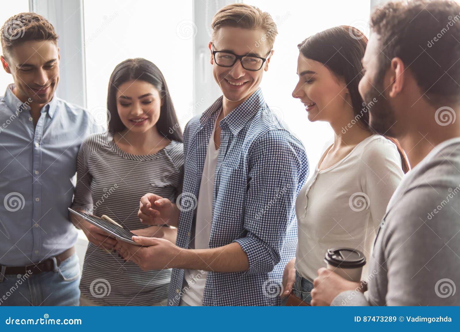 Young people with gadgets stock image. Image of friendship - 87473289