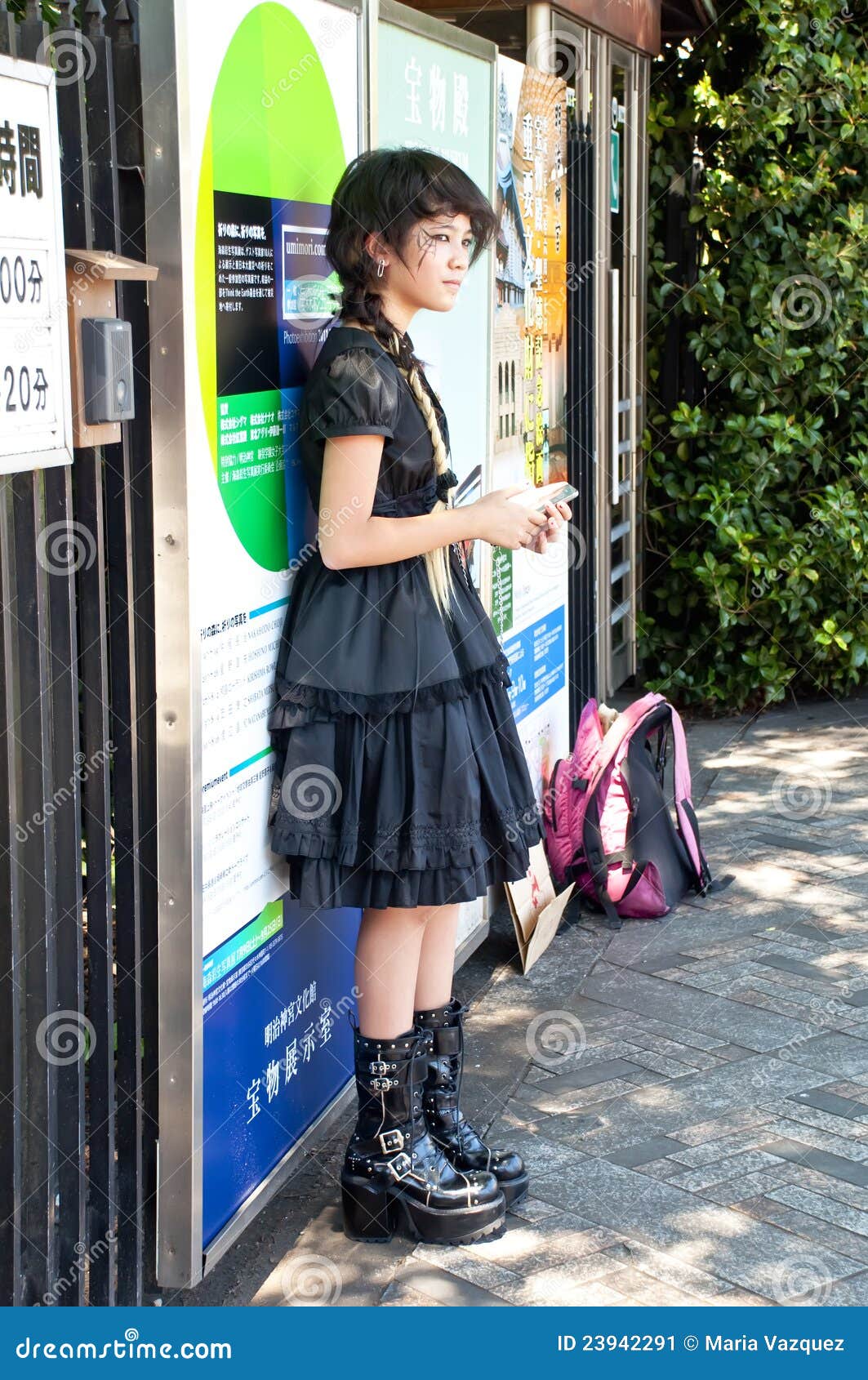 Young People with Unique Fashion Styles Editorial Photo - Image of ...