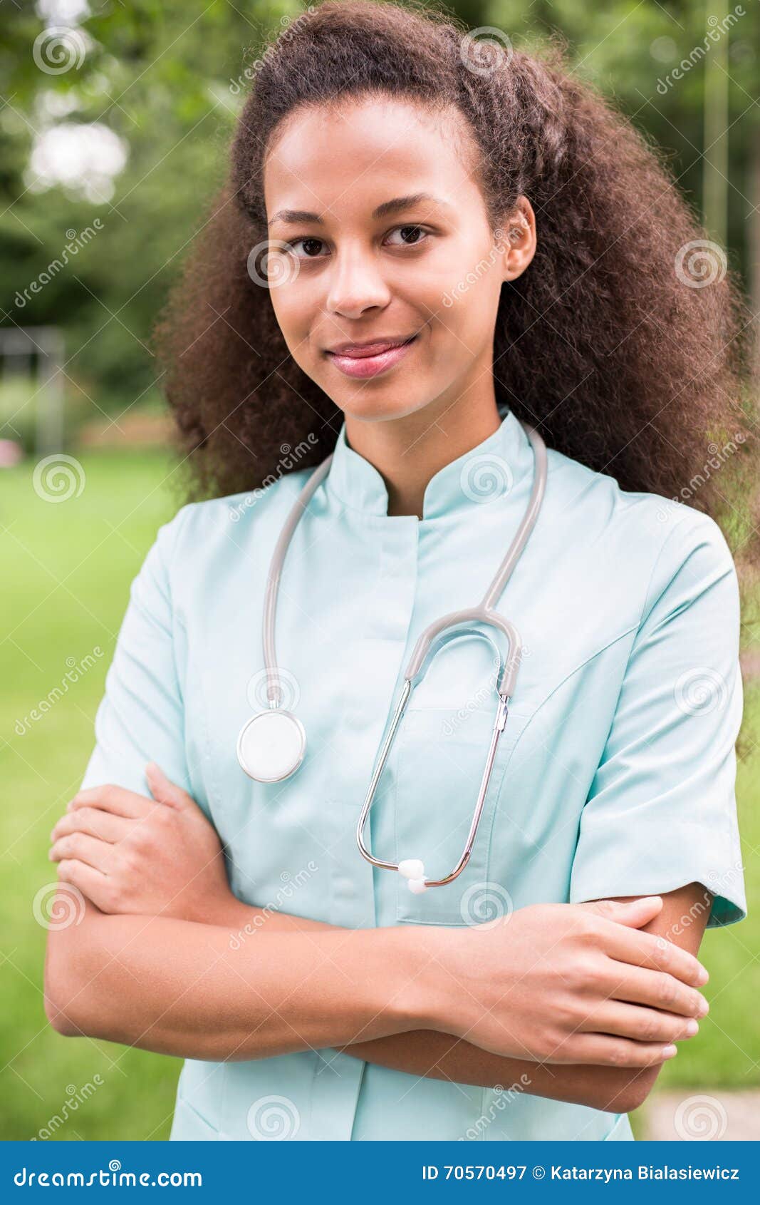 Pretty Nurse Or Medic Using A Syringe Royalty-Free Stock Photography ...