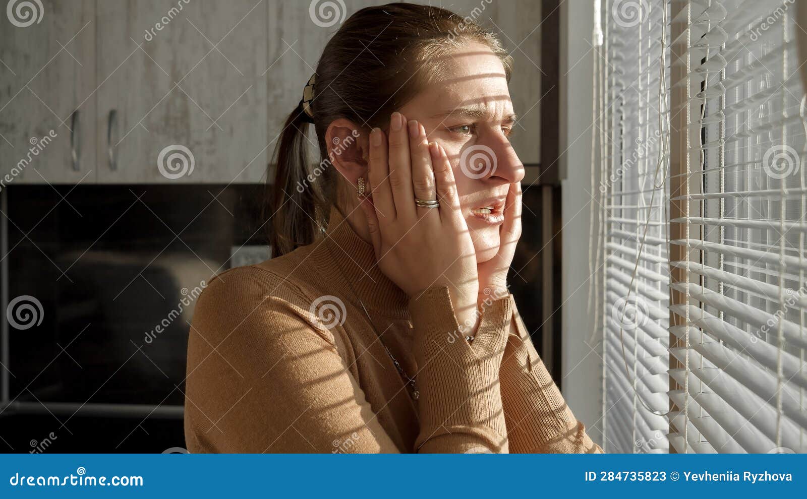 Young Scared Woman Got Shocked and Terrified after Looking Outdoors ...