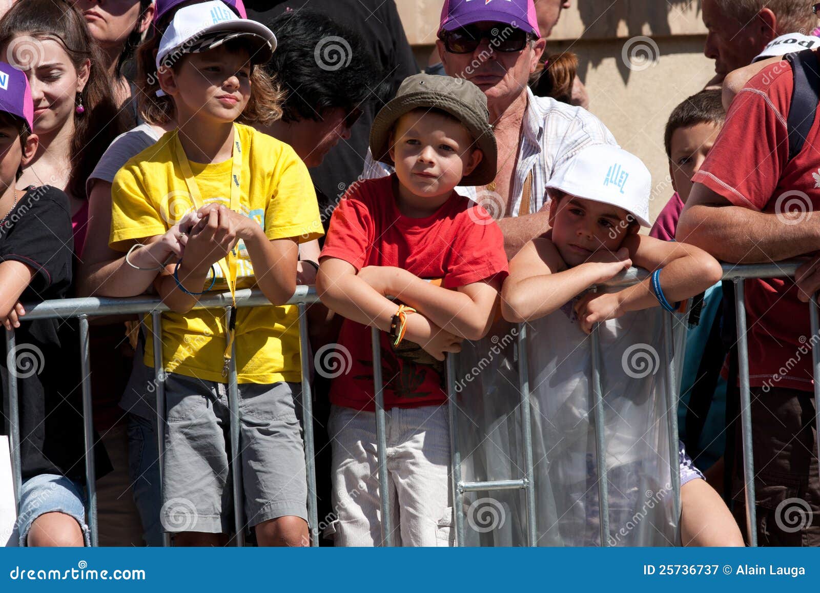 Young spectators editorial photography. Image of spectators - 25736737