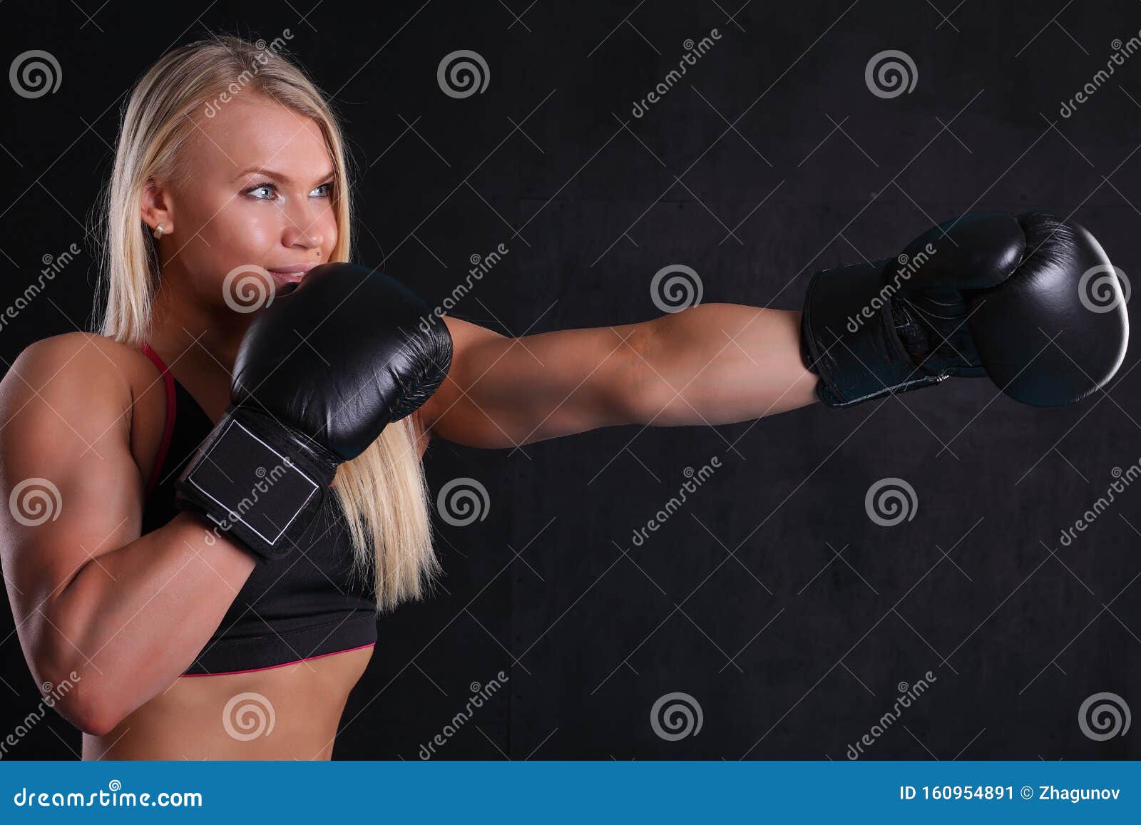 Pretty boxer woman stock image. Image of active, contact - 160954891