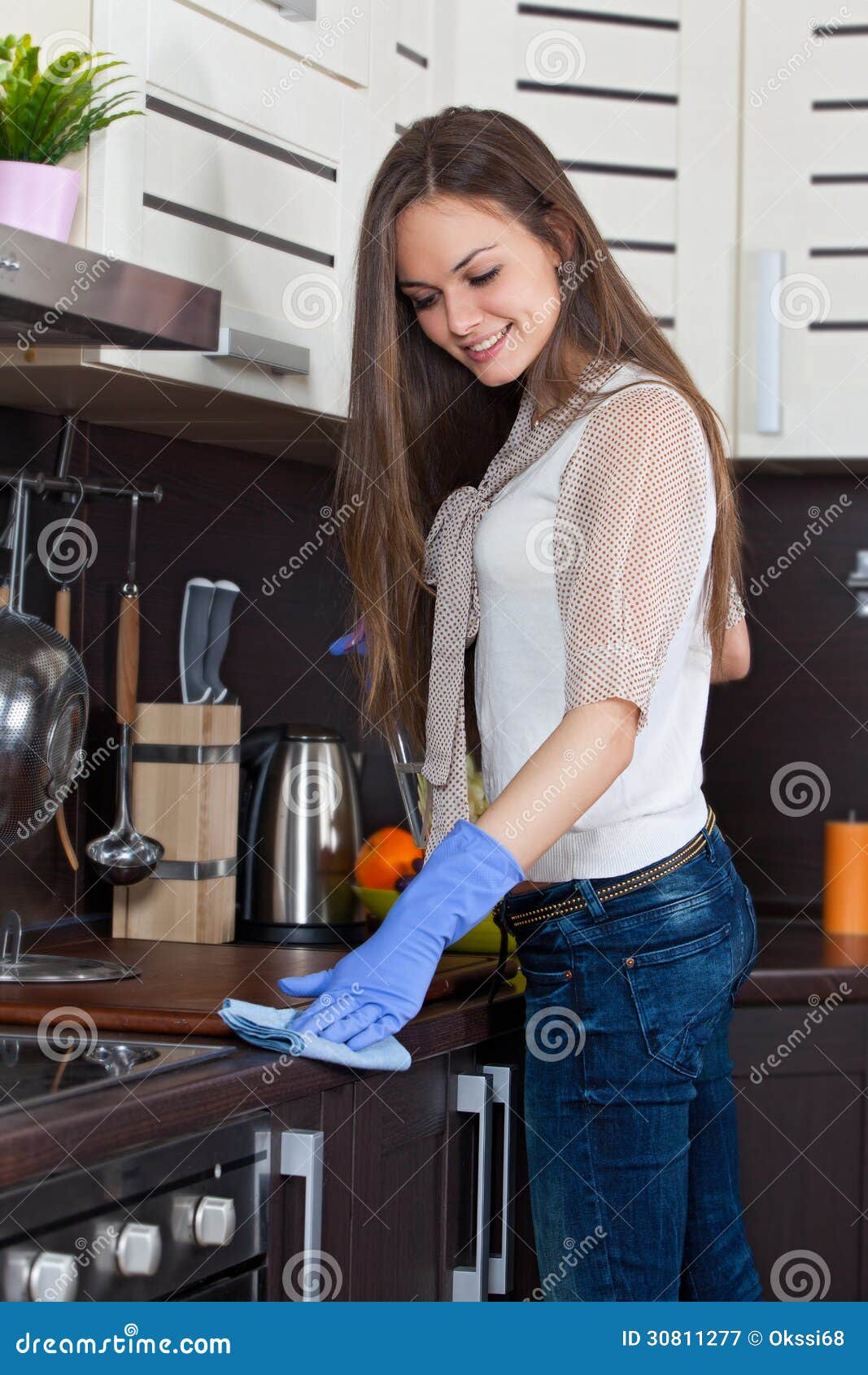 Young Woman Cleaning Kitchen Stock Image - Image of young, woman: 30811277
