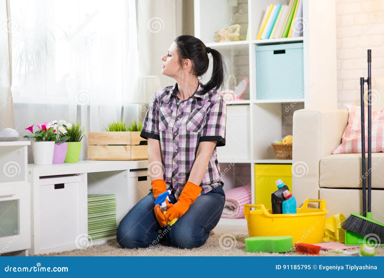 Young woman doing cleaning stock image. Image of person - 91185795