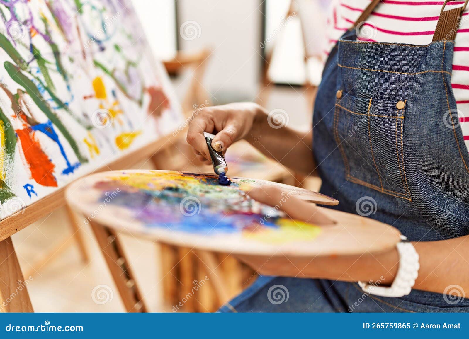 Young Woman Drawing at Art Studio Stock Image - Image of palette ...