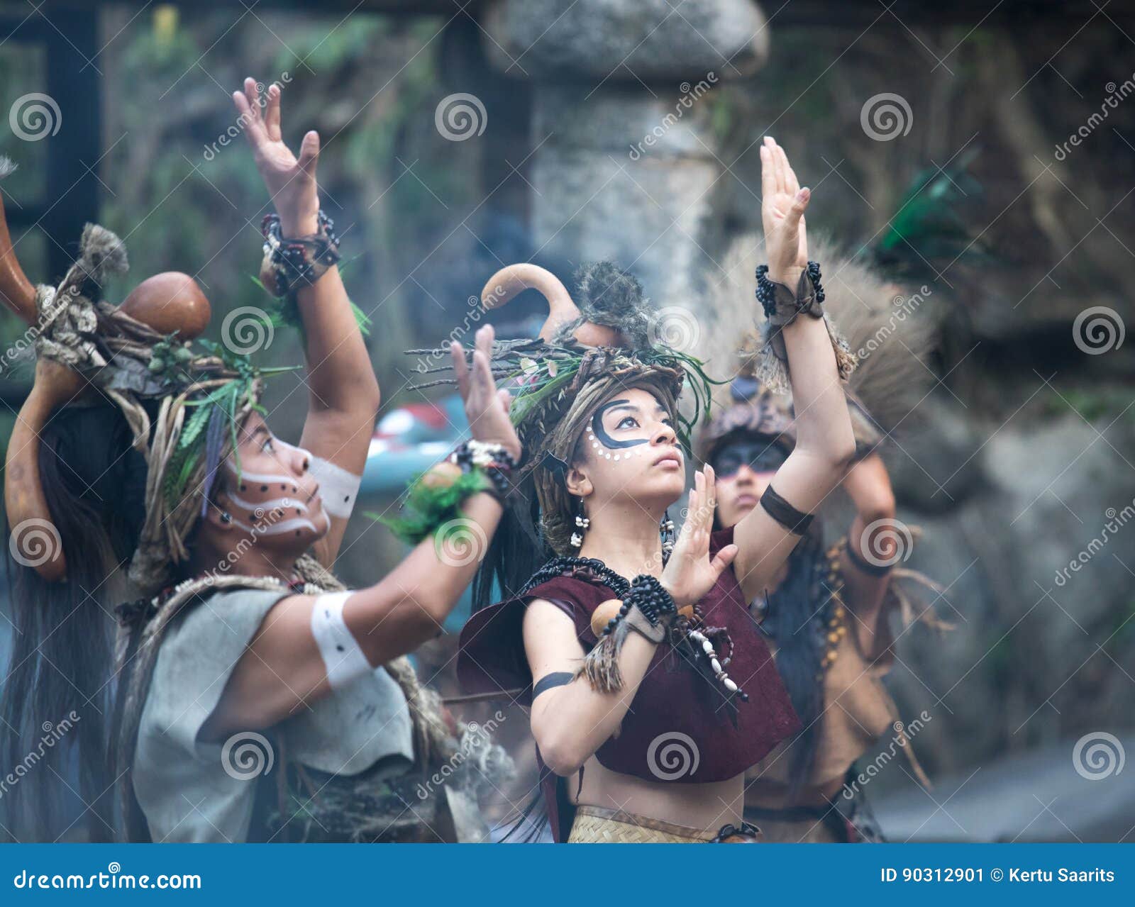 Young Woman Dressed In Mayan Costume Editorial Photo Image Of America Carmen 90312901