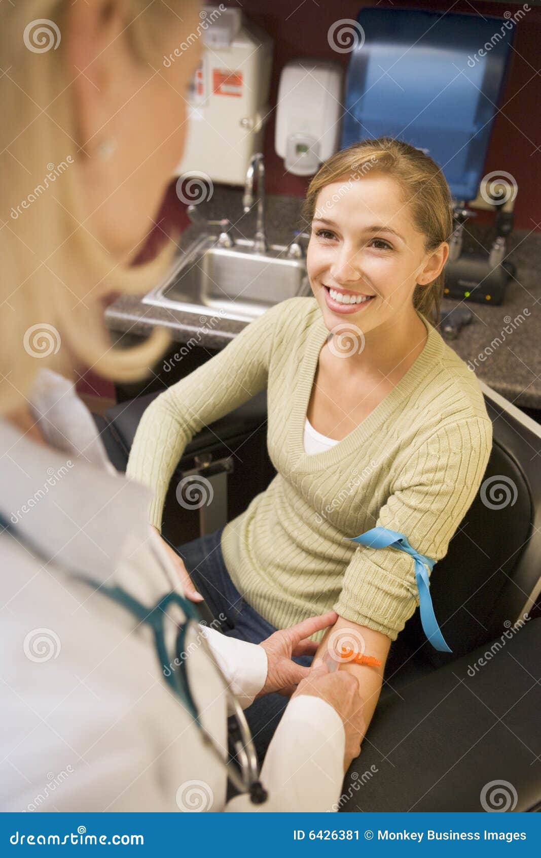 Young Woman Having Blood Test Done Stock Image - Image of needle ...