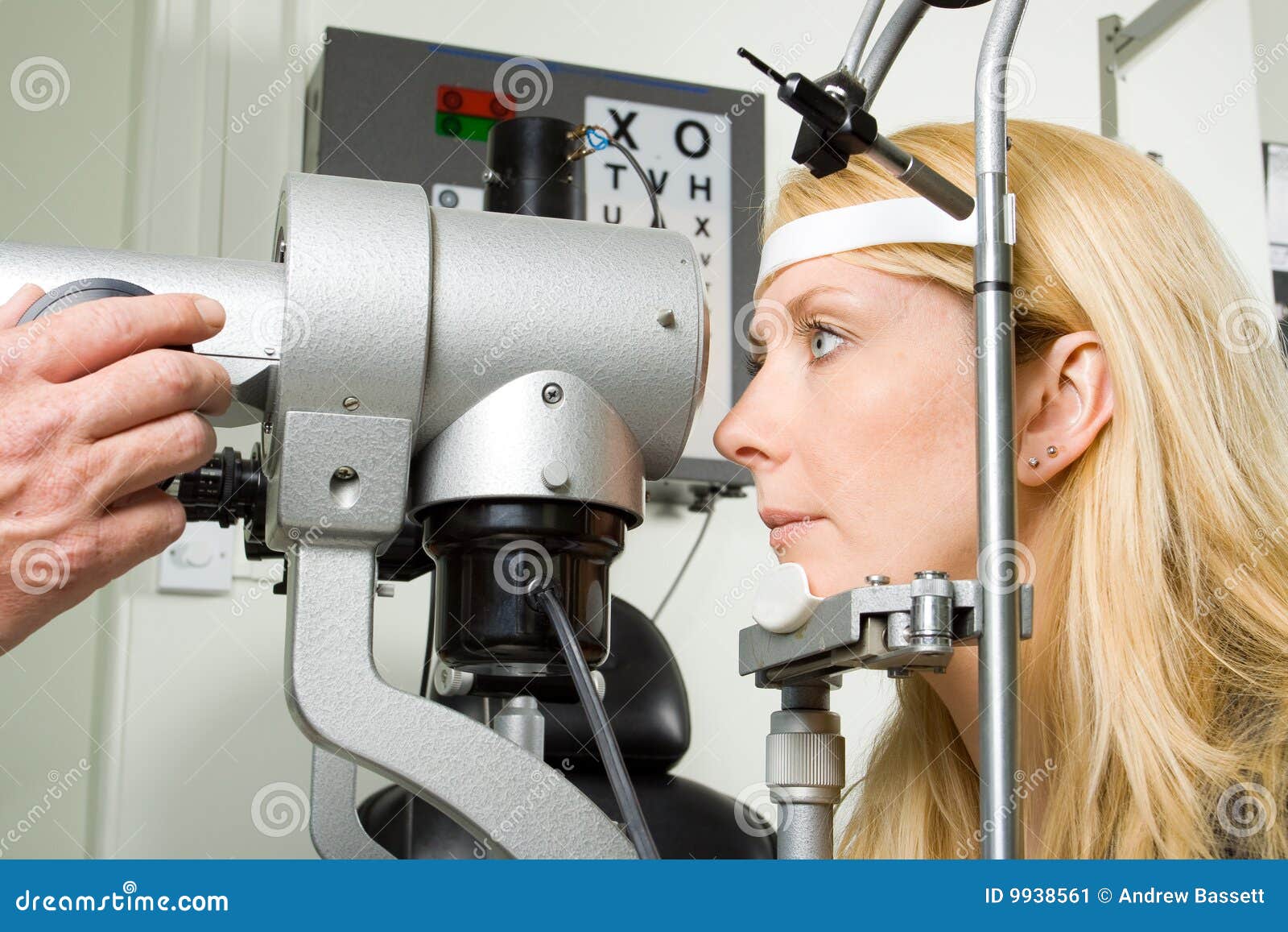 Young Woman Having Eye Test Stock Image - Image of clinic, blond: 9938561
