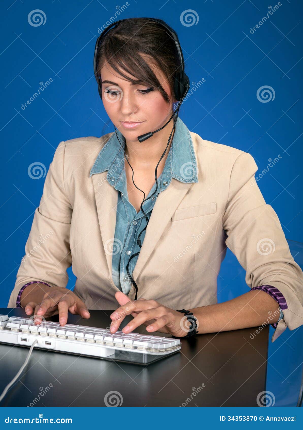 Young Woman at the Helpdesk Stock Photo - Image of helpdesk, headset ...