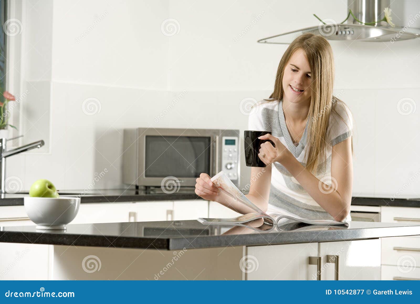 Young woman holding cup stock image. Image of lifestyle - 10542877