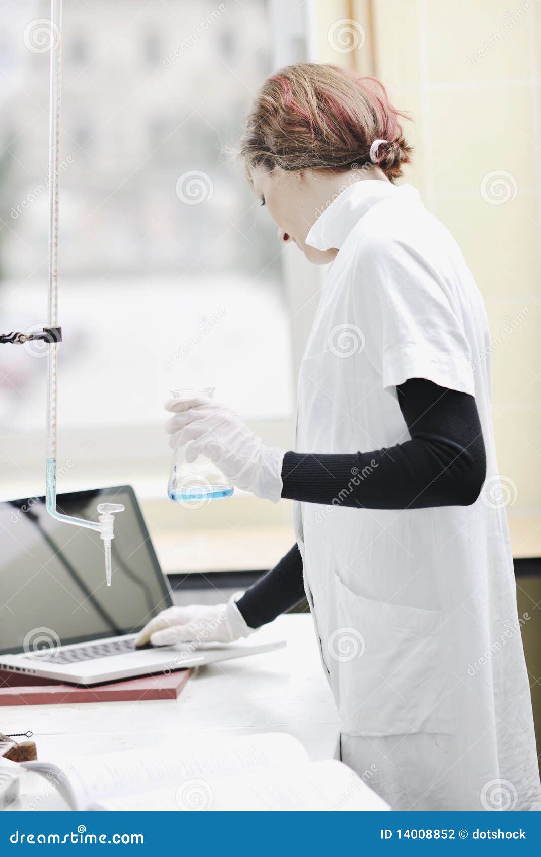 Young woman in lab stock photo. Image of chemistry, portrait - 14008852