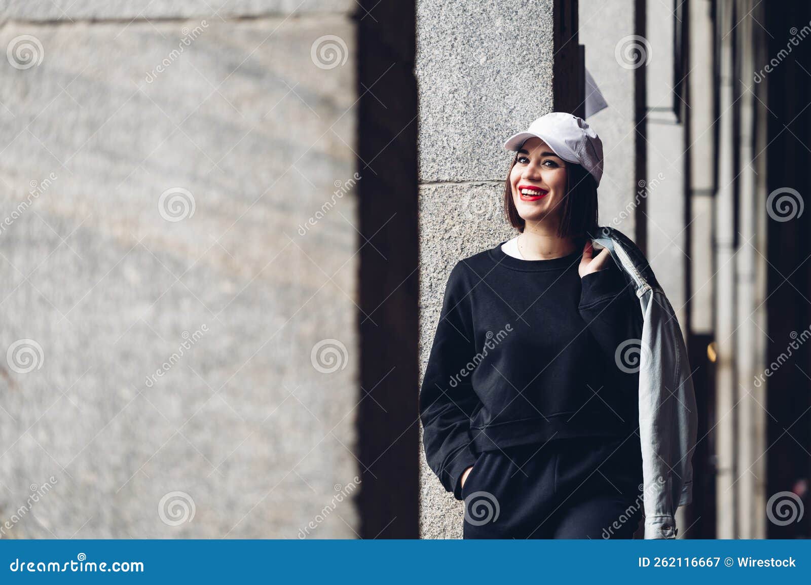 Young Woman Leaning on the Arch Column Stock Image - Image of ...