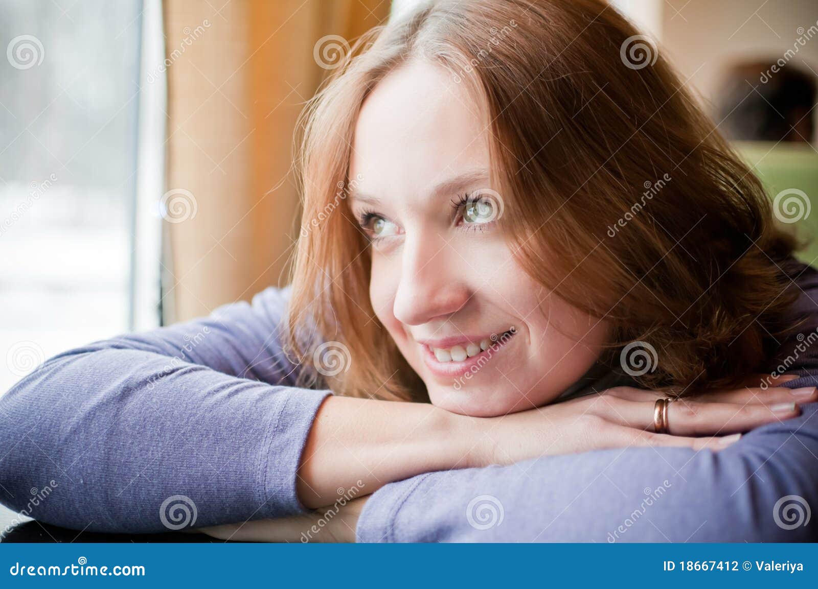 Young Woman Leaning on a Table Stock Photo - Image of rest, face: 18667412
