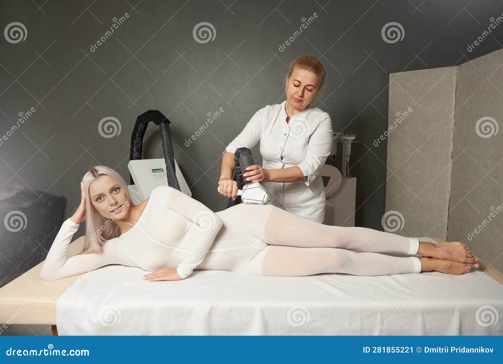 Young Woman At The Lpg Massage Procedure Stock Image Image Of Smiling