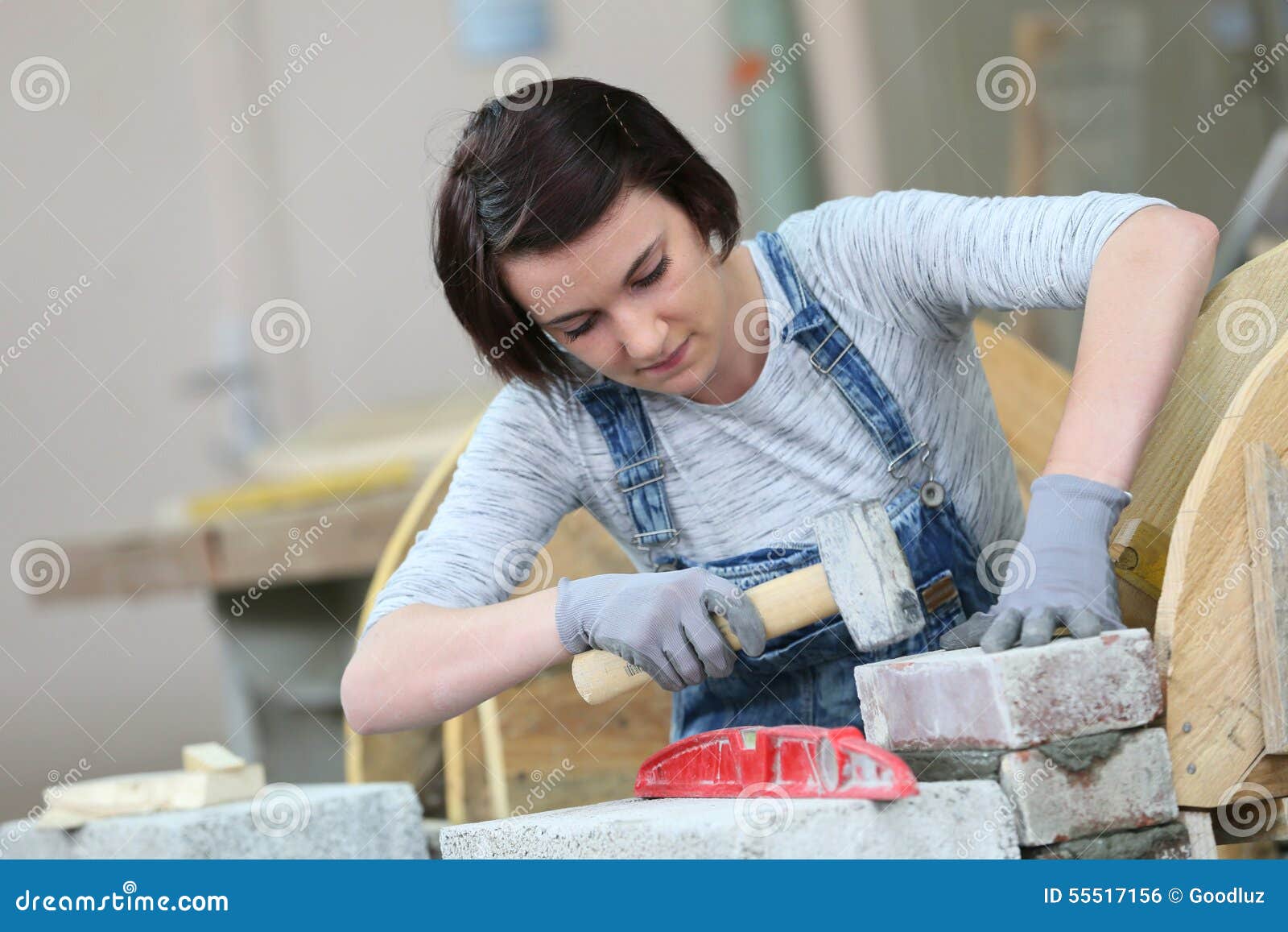 Young Woman in Masonry School Stock Photo - Image of mason, apprentice ...