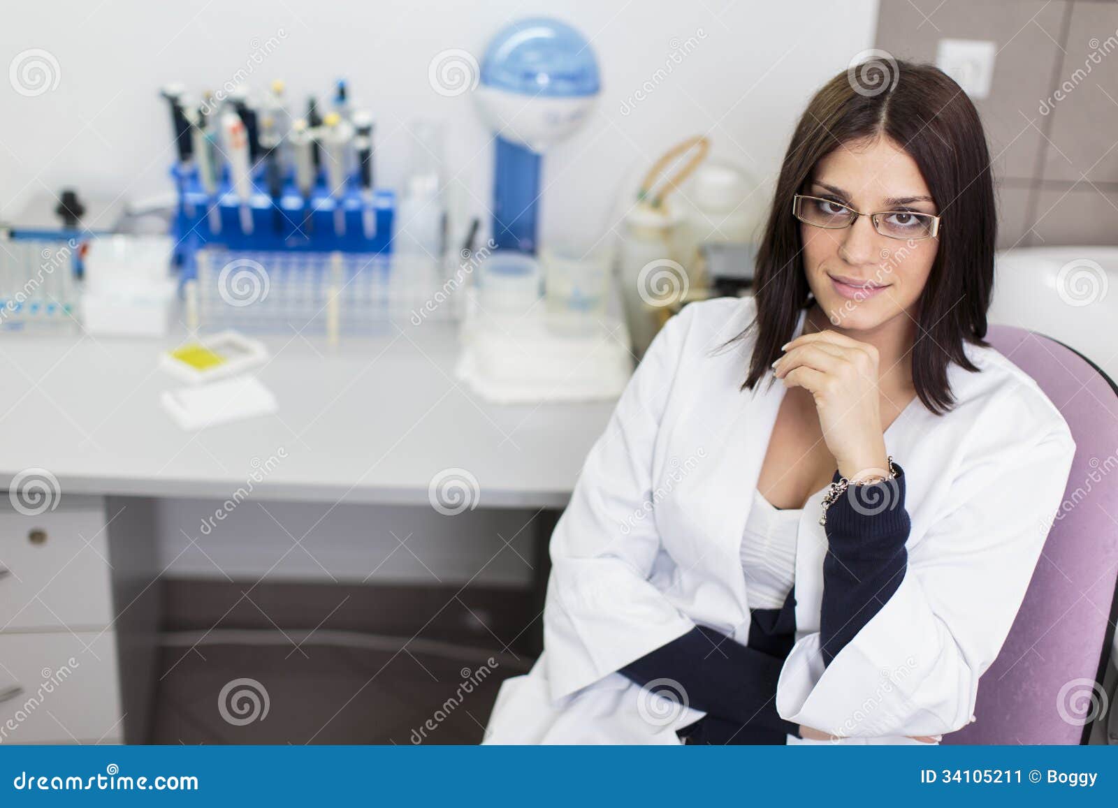 Young Woman in Modern Medical Laboratory Stock Image - Image of ...