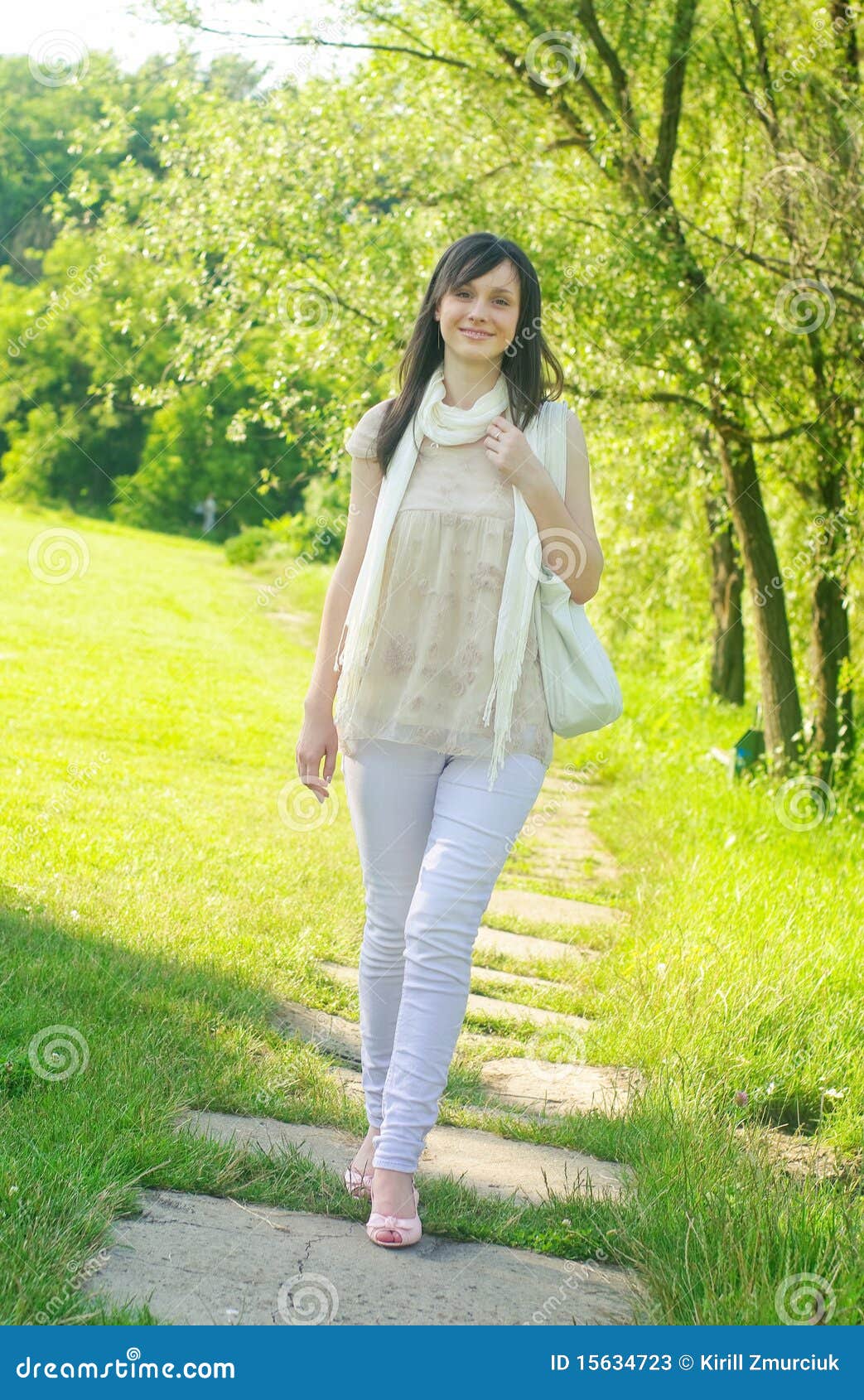 Young woman in the park stock image. Image of beauty - 15634723