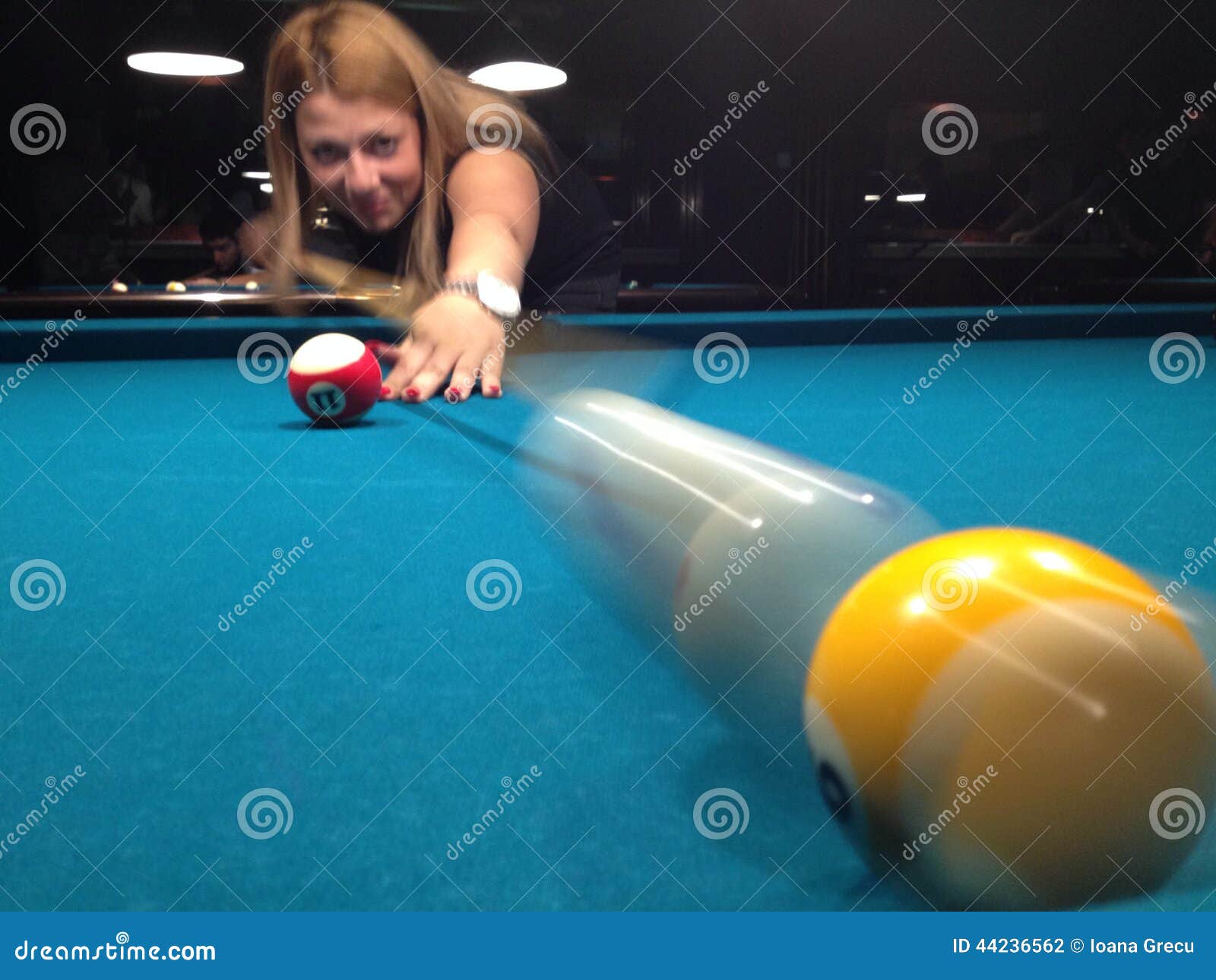 Young woman playing pool editorial photography. Image of ball - 44236562