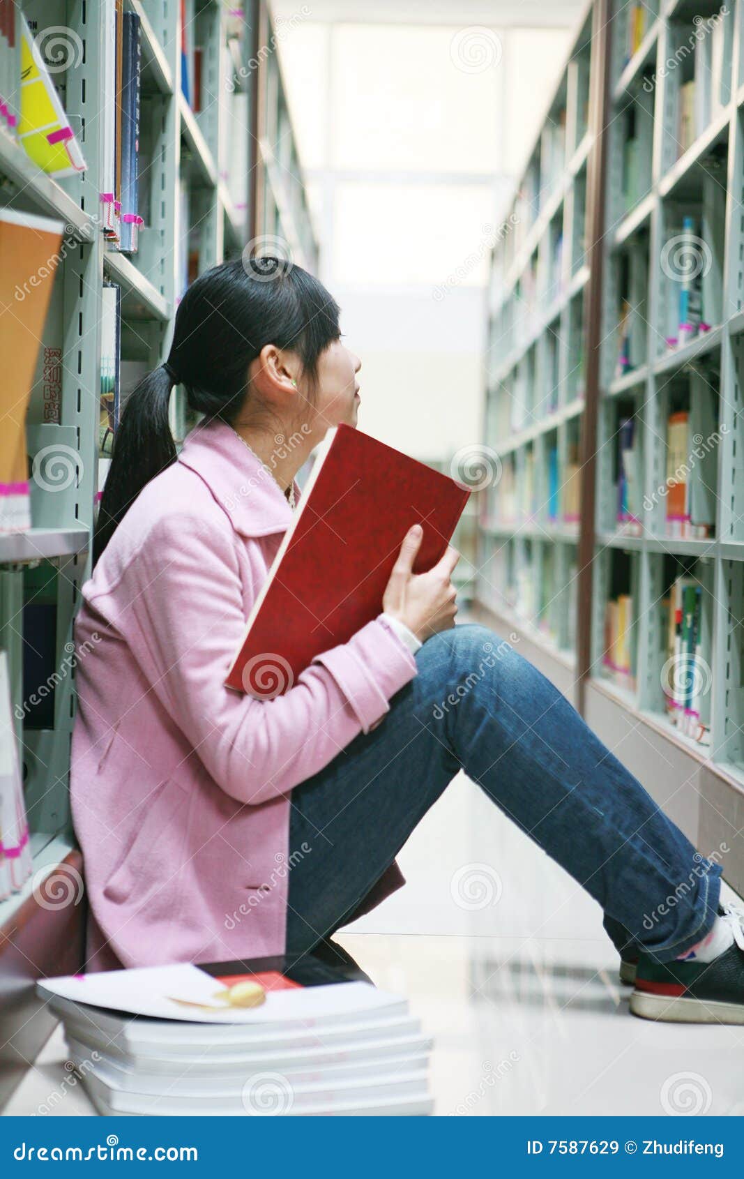 Young Woman Reading in Library Stock Image - Image of academic, life ...