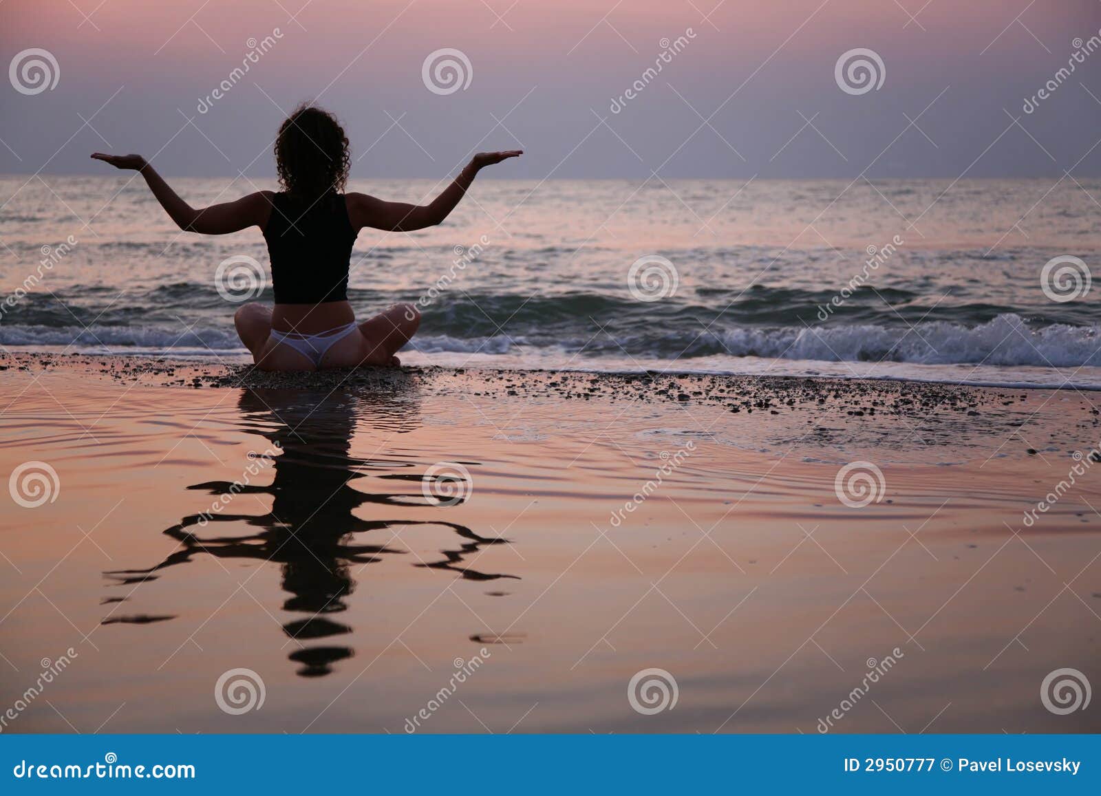 Young woman seats on beach stock image. Image of girls - 2950777