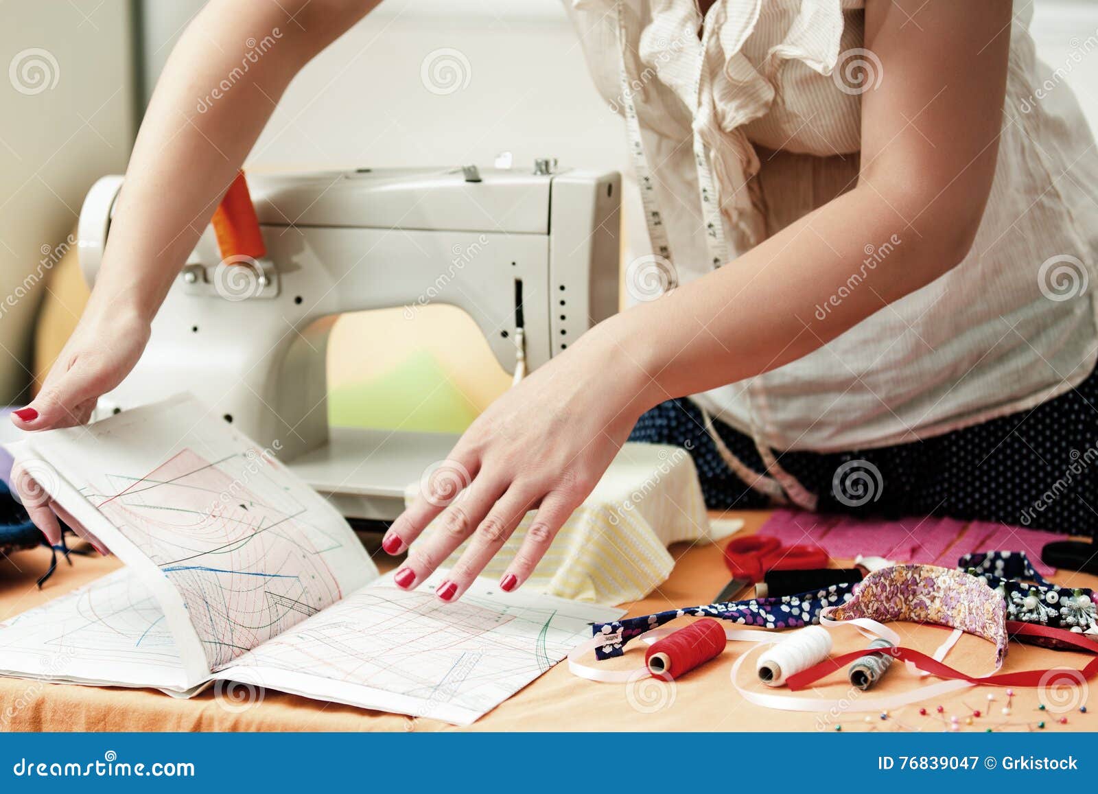 Young Woman is Sewing at Home Stock Image - Image of tailor, needle ...