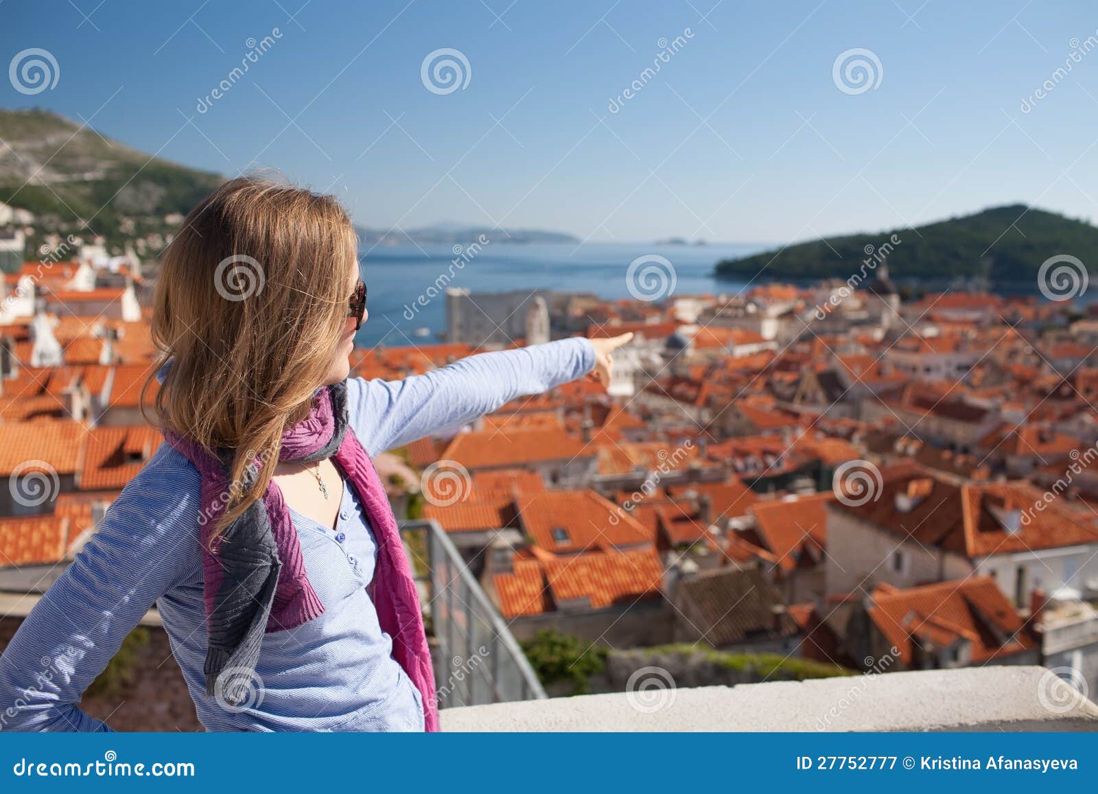Young woman sightseeing stock image. Image of croatia - 27752777