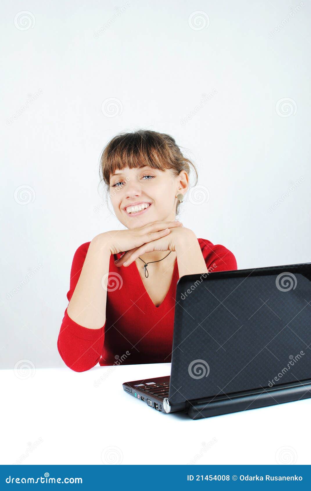 Young Woman Sitting at Desk Stock Photo - Image of computer, company ...