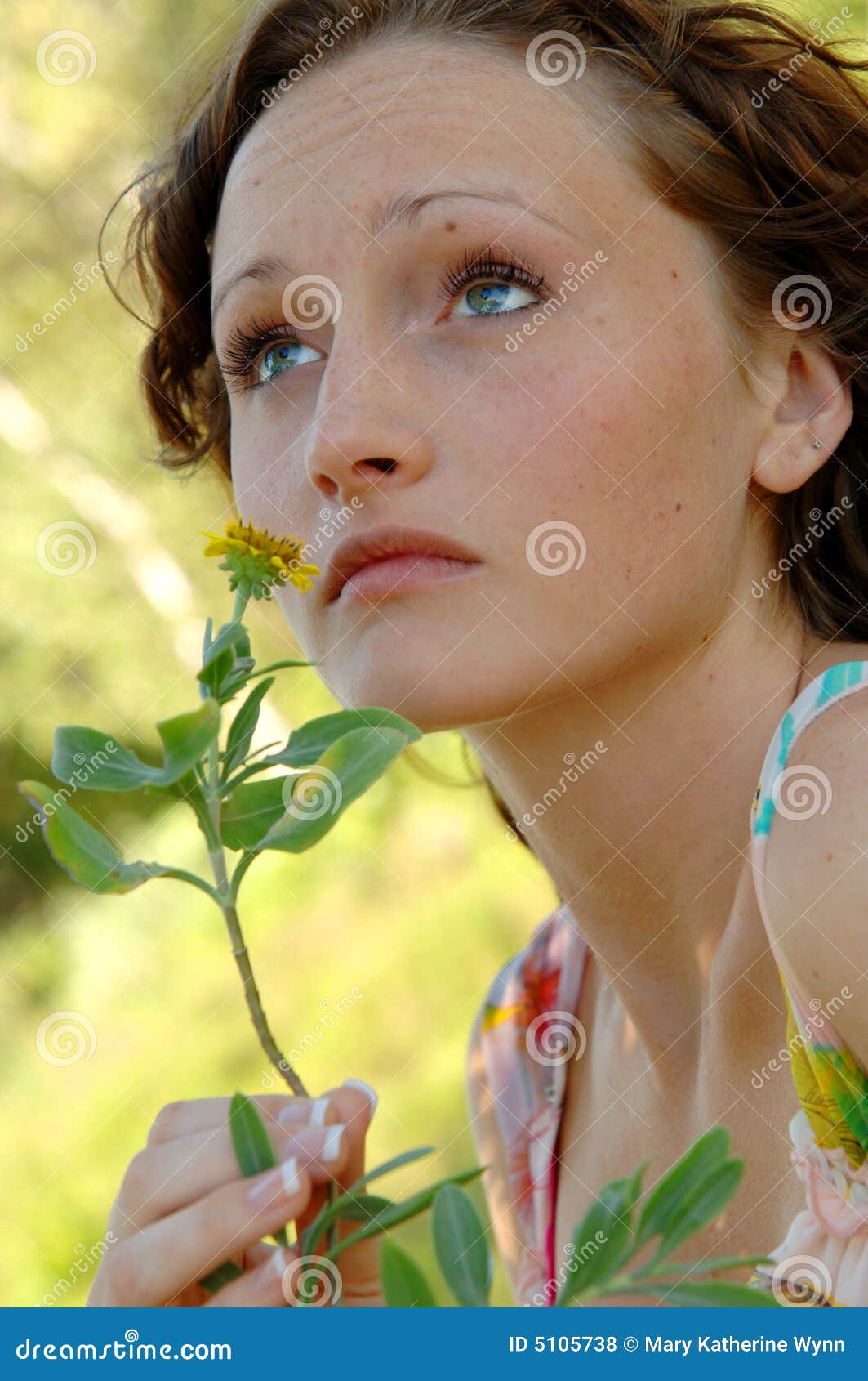 Young woman spring time stock photo. Image of beauty, brown - 5105738