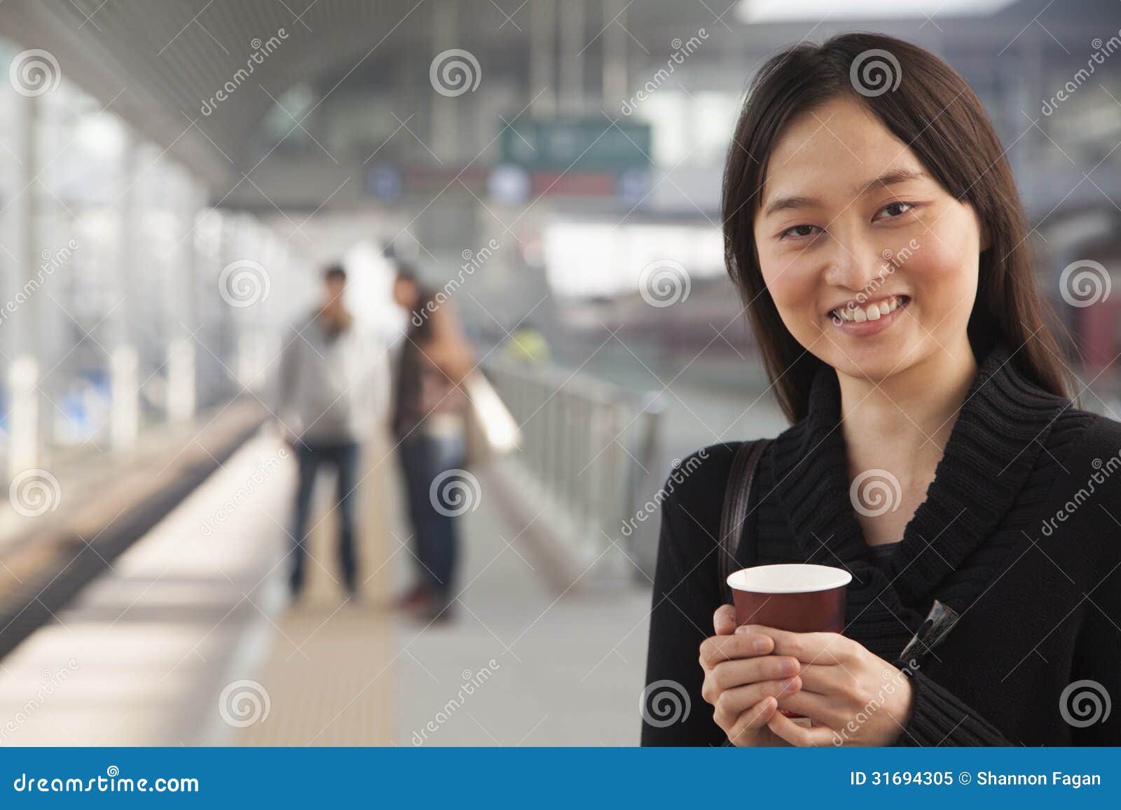 Young Woman on Train Platform Stock Image - Image of focus, freedom ...