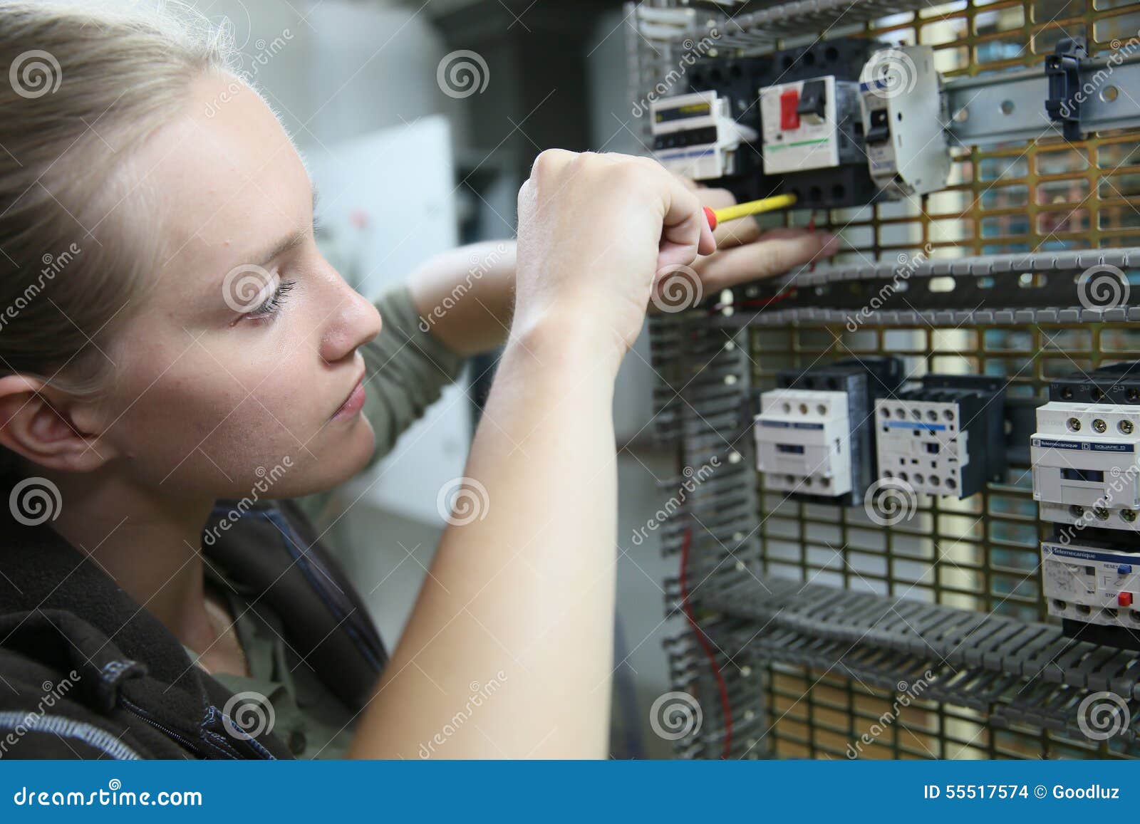Young Woman Trainee in Electronics Stock Photo - Image of environmental ...