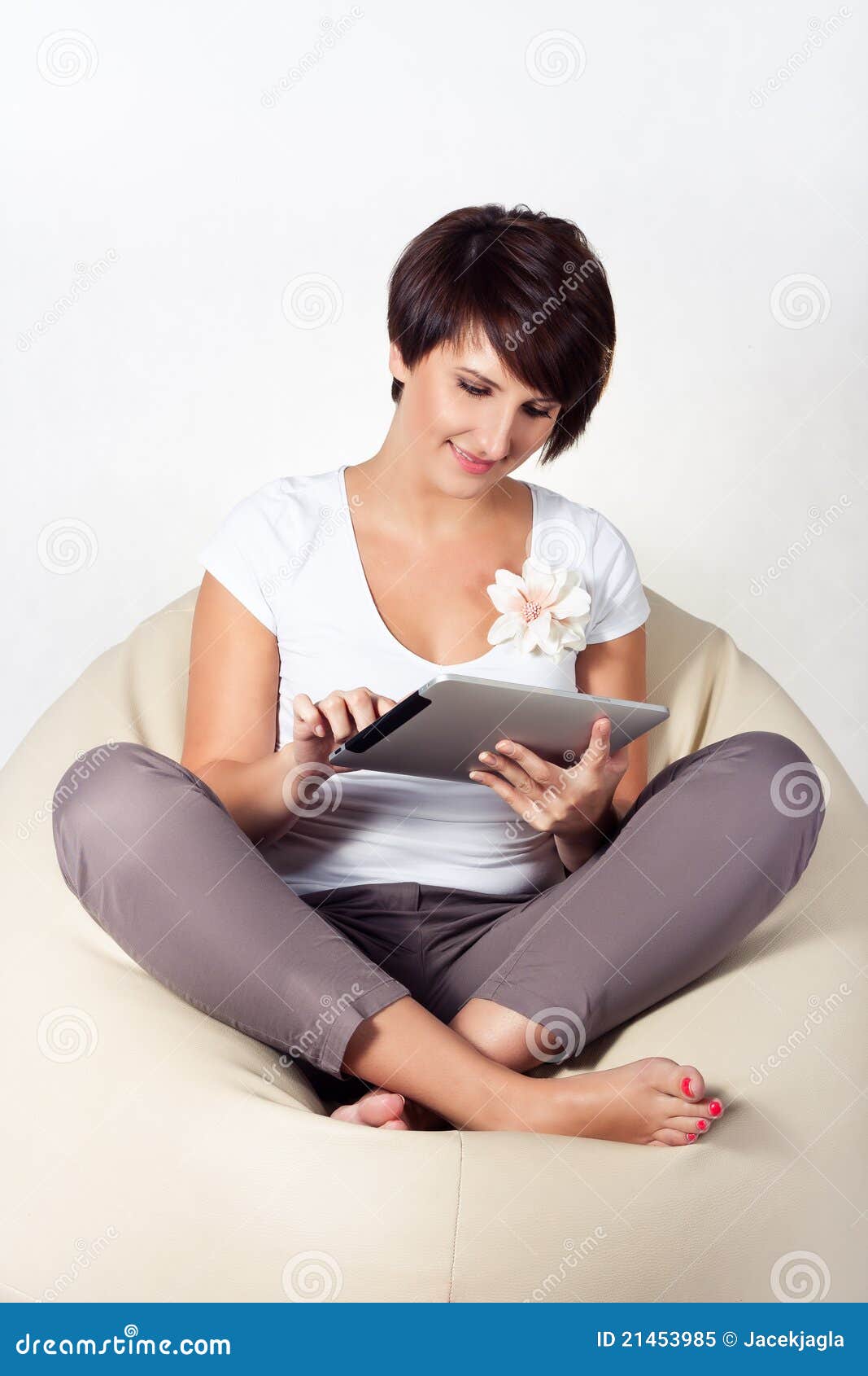 Young woman using iPad stock image. Image of businesswoman - 21453985