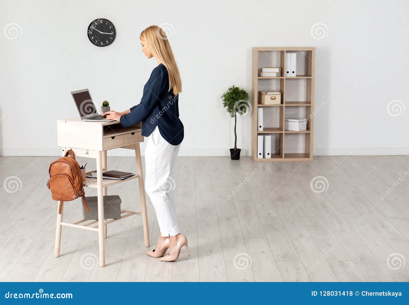 427 Desk Stand Up Woman Stock Photos - Free & Royalty-Free Stock Photos ...