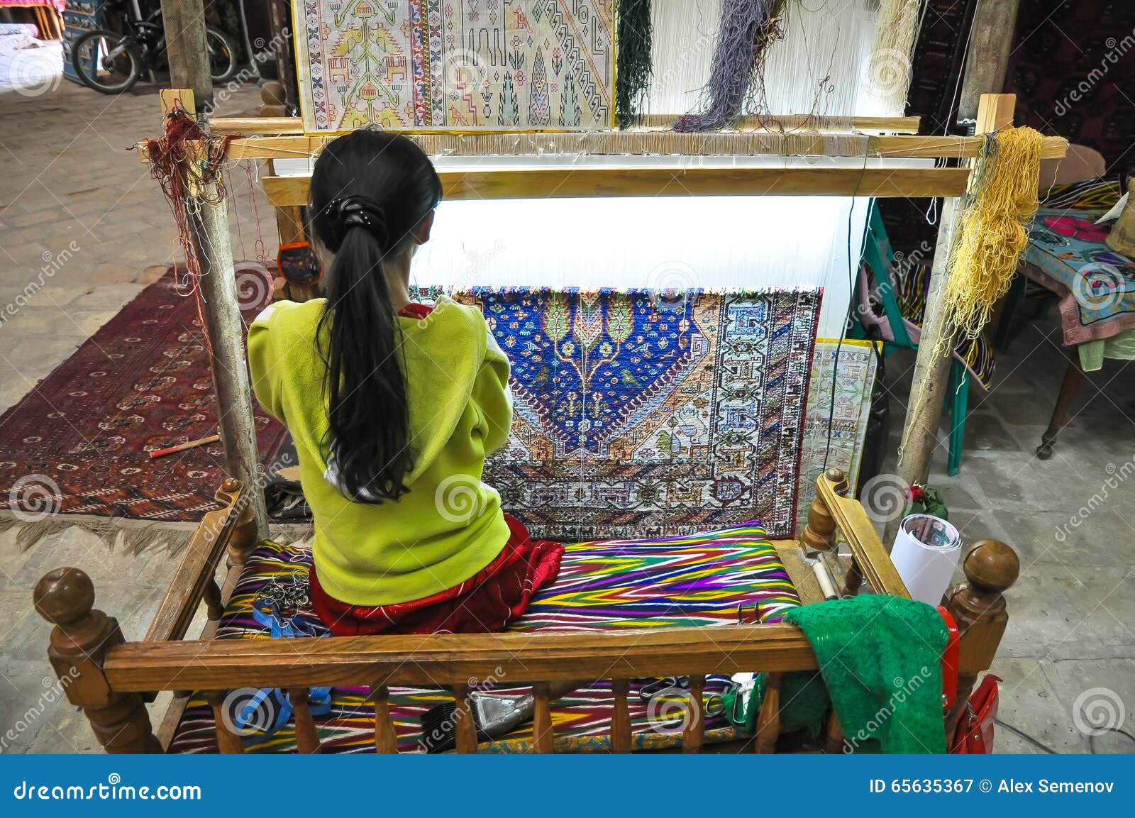 Young Woman Weaves a Carpet on Handloom Editorial Photography - Image ...