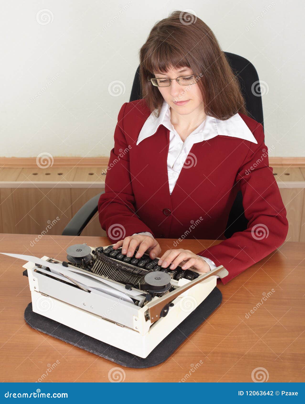 Young Woman Works with Typewriter Stock Photo - Image of antique, chair ...