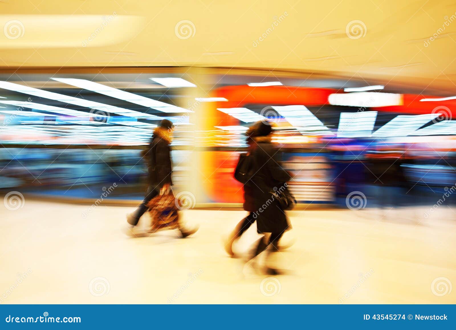 Young Women Walking Past Window Display in Clothes Shop Editorial Stock ...