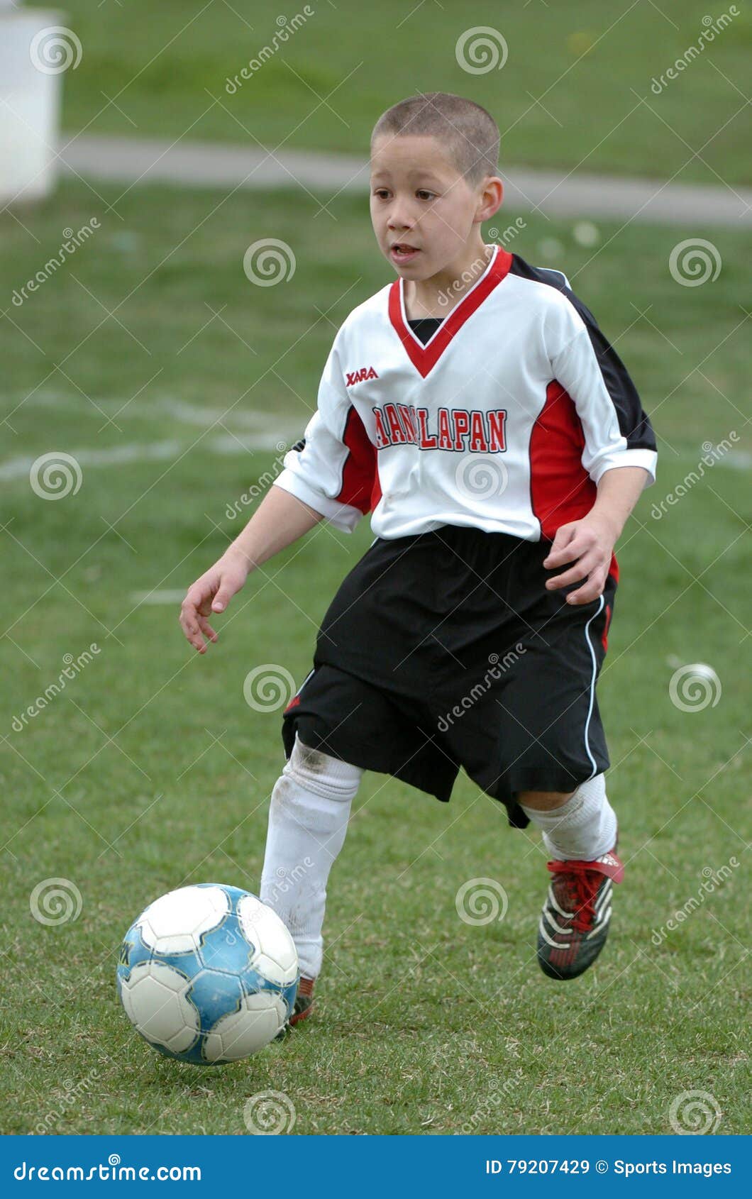 Youth Soccer Player editorial stock image. Image of fitness - 79207429