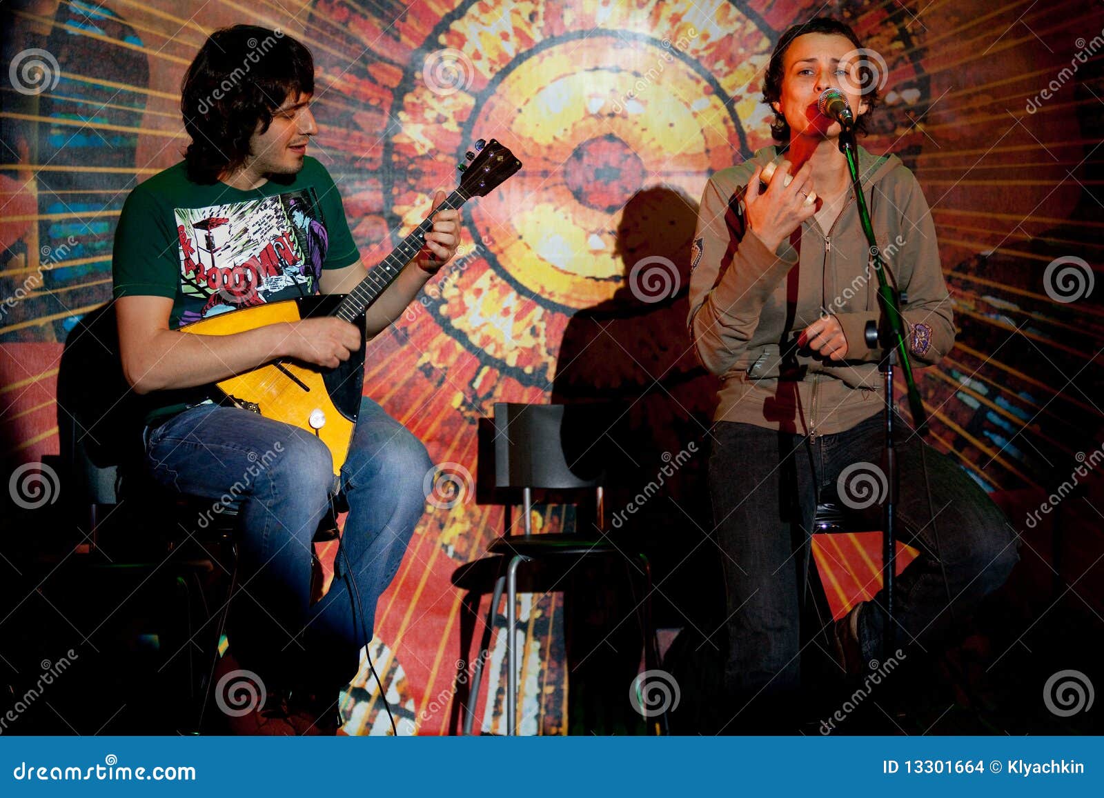 Yulya Chicherina editorial stock image. Image of story - 13301664