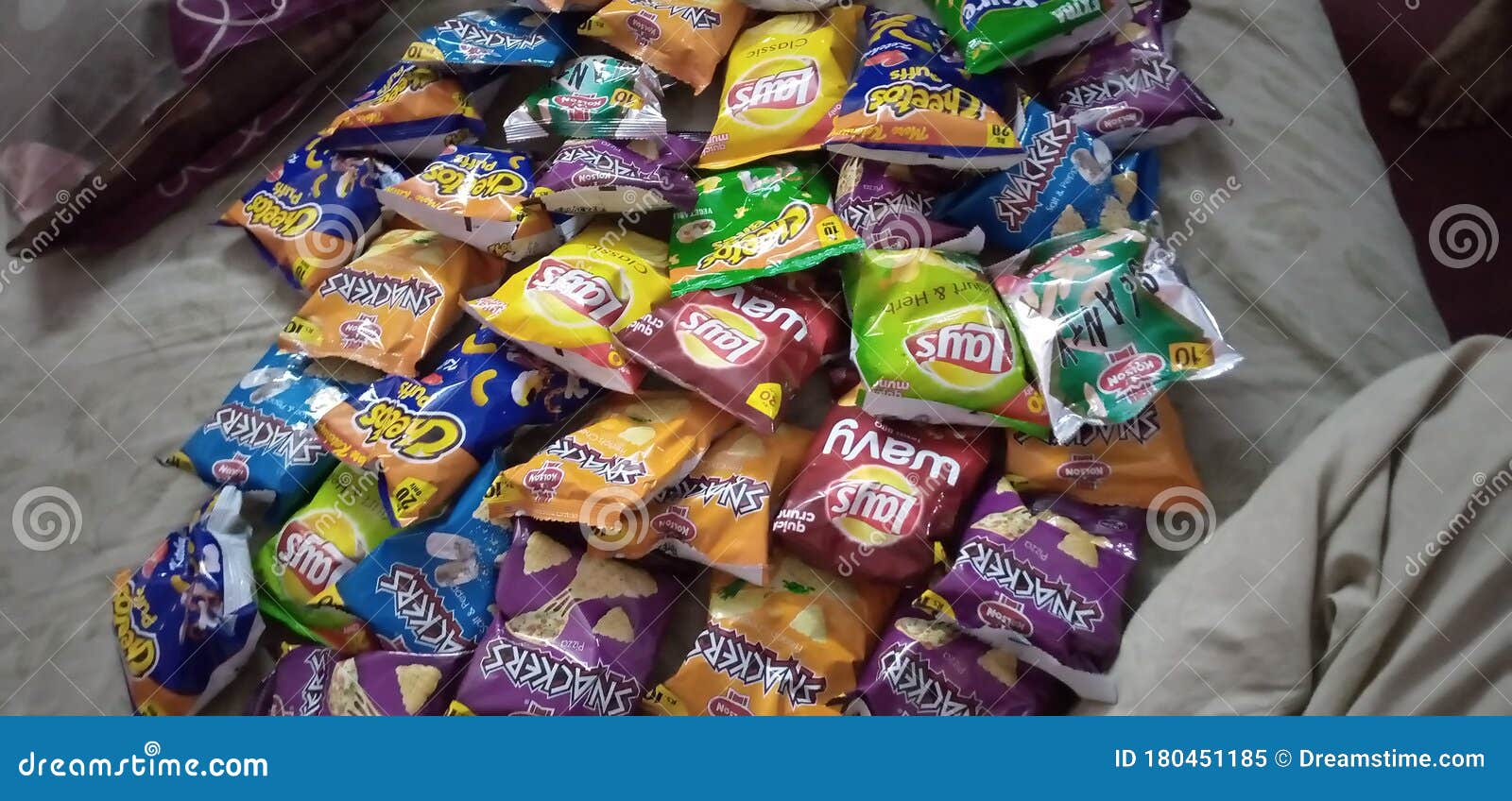 Junk food mix plate editorial image. Image of yummyyyy - 180451185