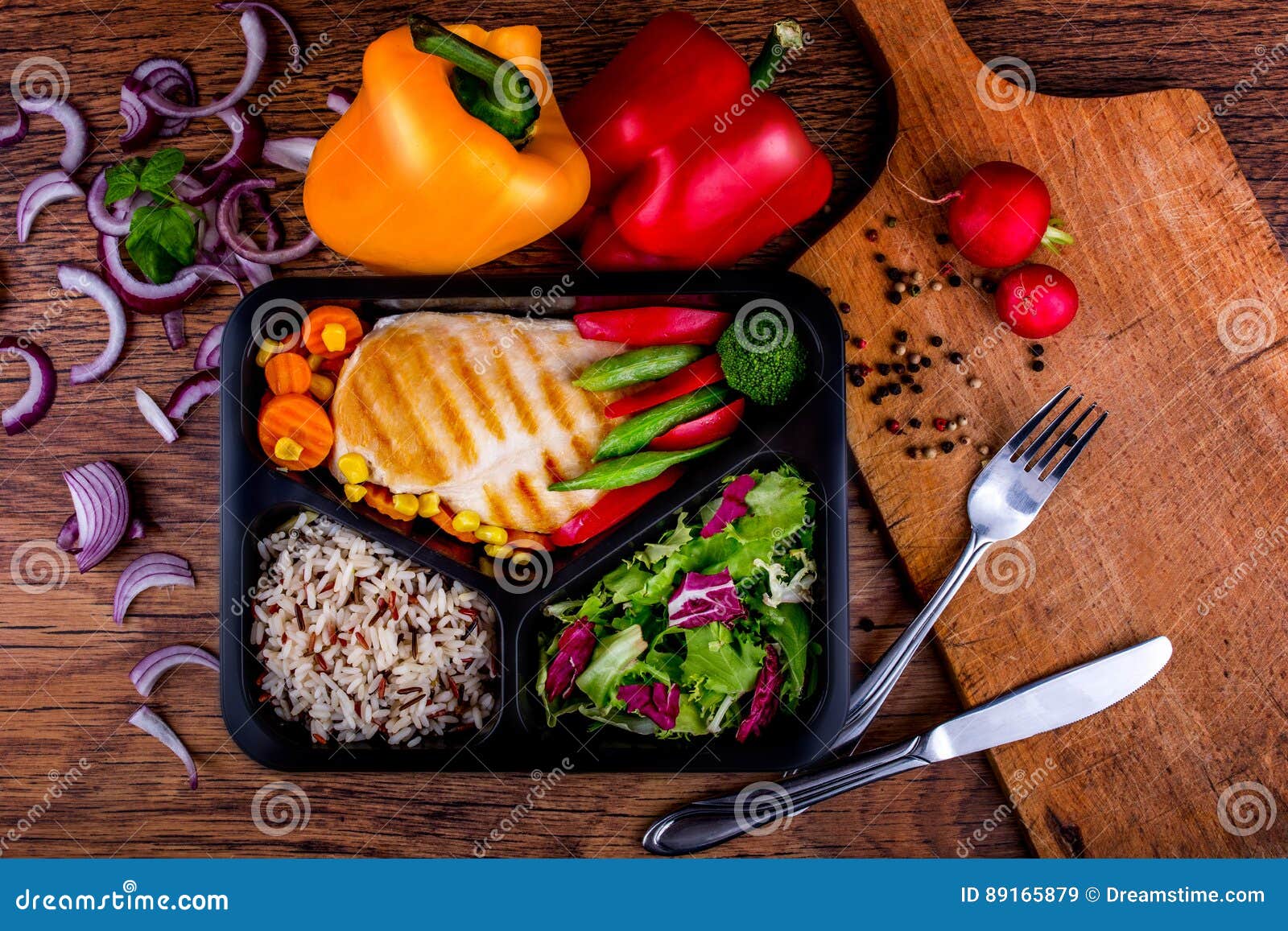 Yummy dinner stock image. Image of pepper, broccoli, salad - 89165879