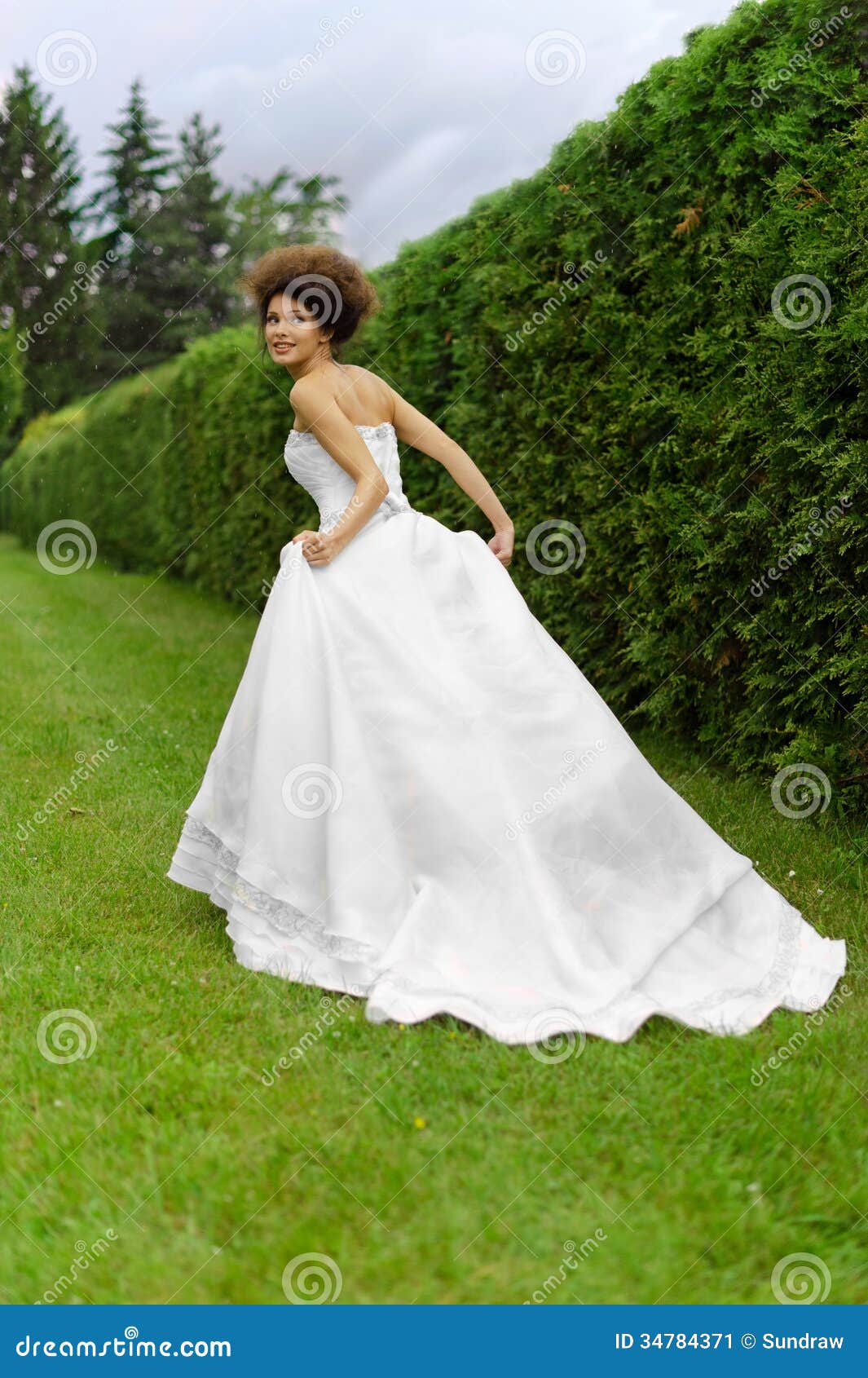 Yung Princess Walking in Garden Stock Image - Image of countryside ...