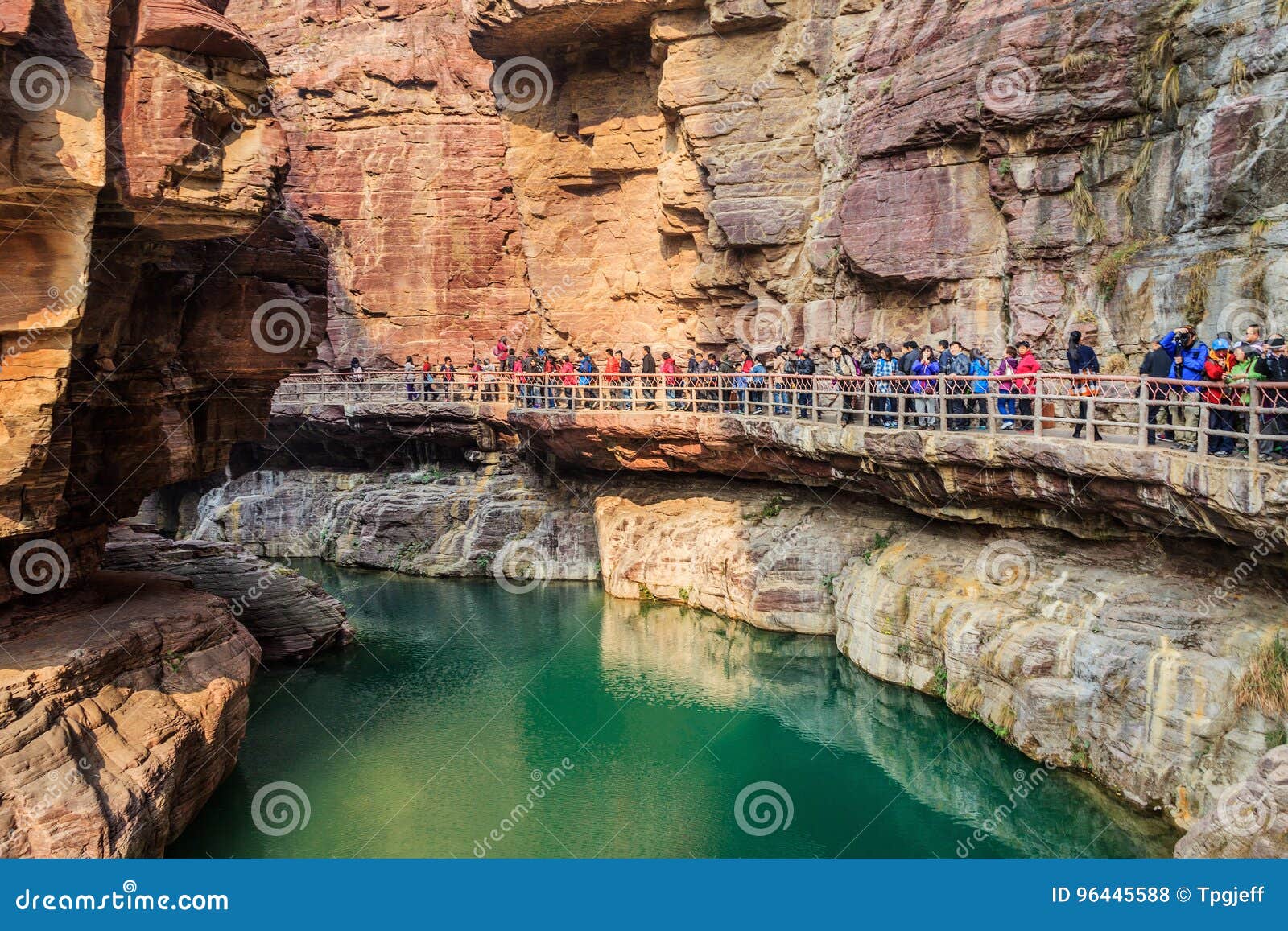 Yuntaishan editorial stock photo. Image of level, mountain - 96445588