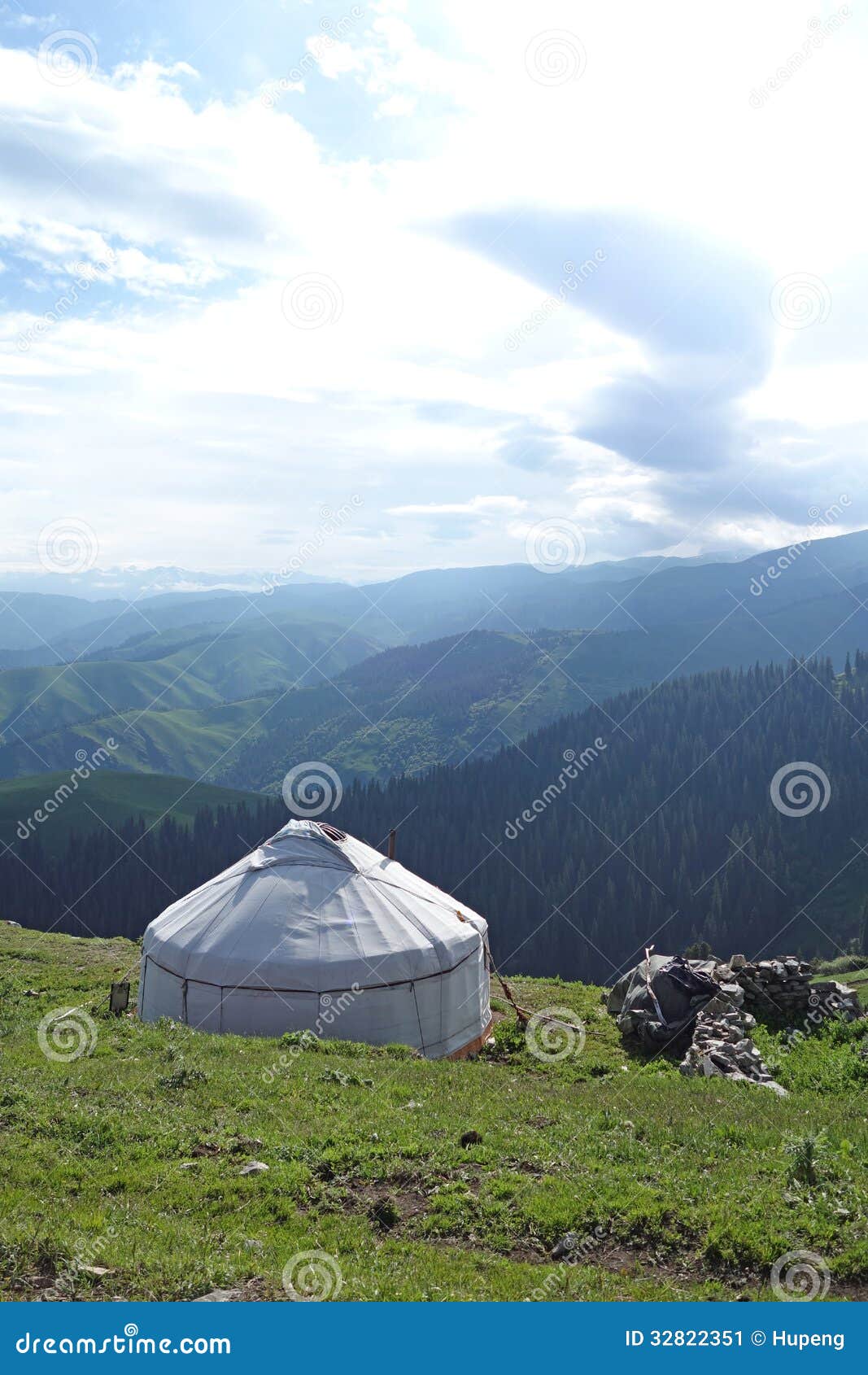 Yurt in the mountains stock image. Image of chinese, dream - 32822351