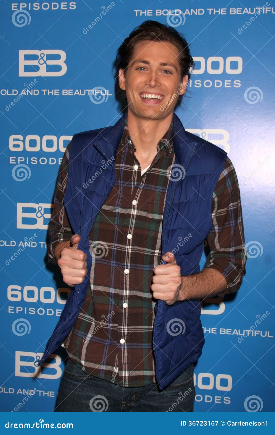 Zack Conroy fotografía editorial. Imagen de ciudad, febrero - 36723167