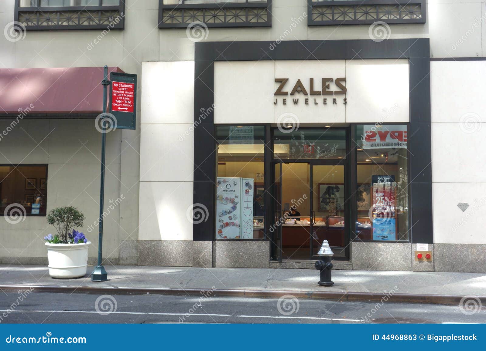Zales foto de archivo editorial. Imagen de compras, joyeros - 44968863