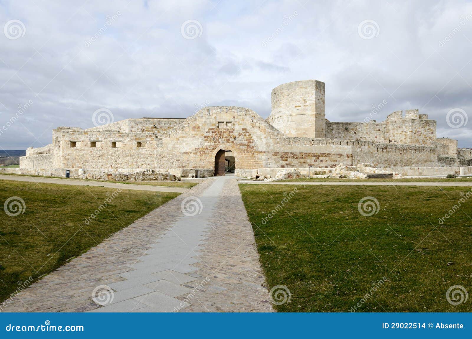 Zamora Castle stock photo. Image of barbican, zamora - 29022514