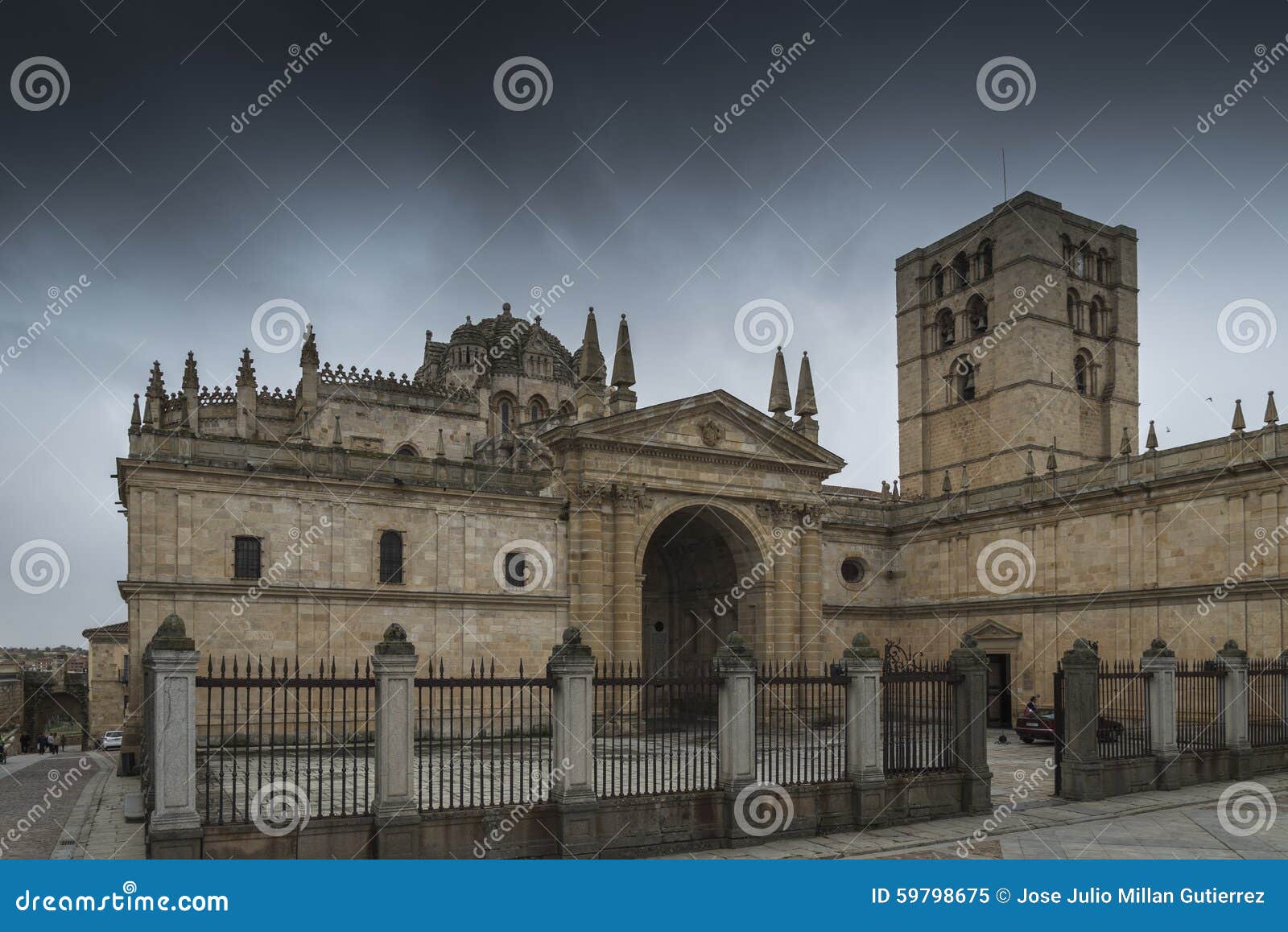Zamora, cathedral stock image. Image of castilla, europa - 59798675