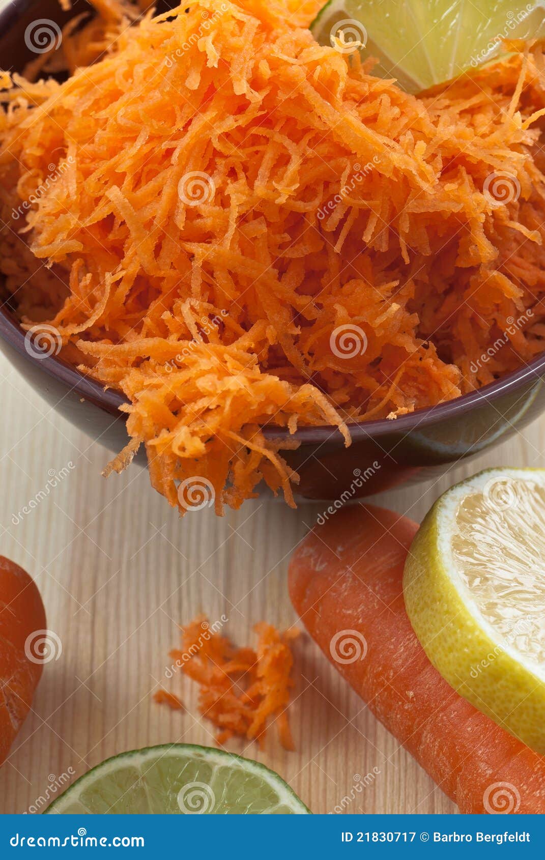Zanahoria rallada imagen de archivo. Imagen de rallado - 21830717